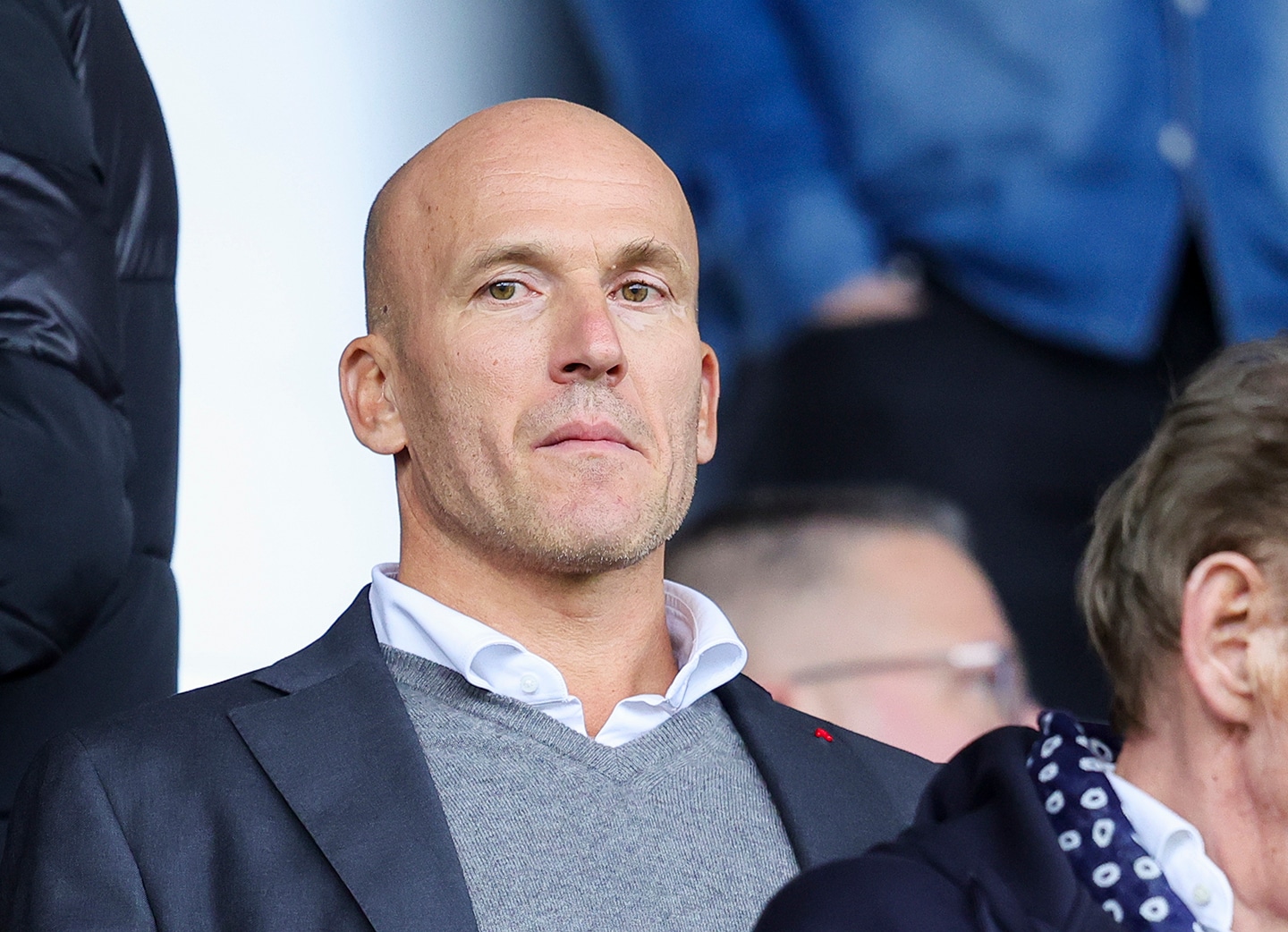 Algemeen directeur van Ajax Alex Kroes geschorst om handelen in ...