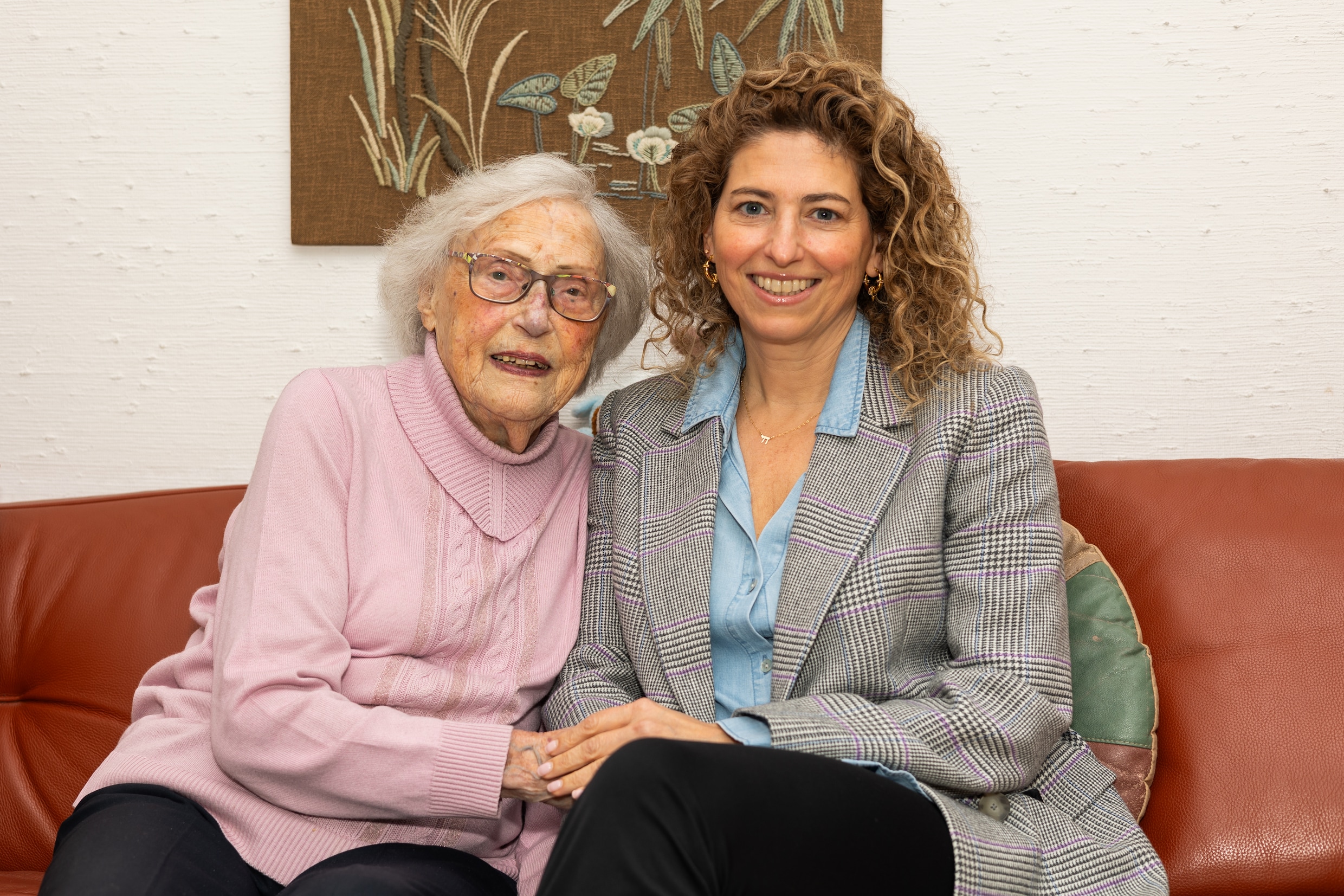 Elly Vleeschhouwer (99) overleefde dankzij haar werk voor Philips acht ...
