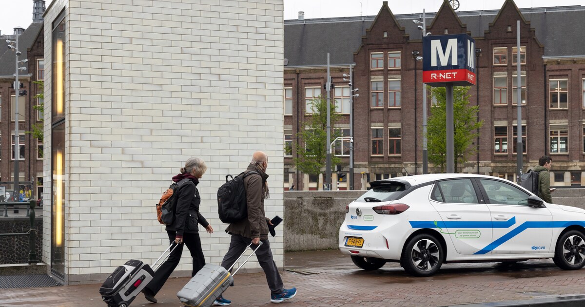 Muurschildering rapper Def Rhymz bij CS alweer verwijderd, stadsdeel ...