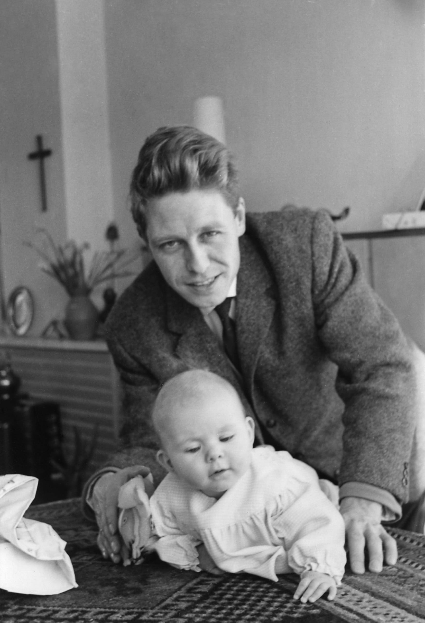 Schrijver Corien van Zweden: ‘Zelfs op vakantie nam mijn vader z’n ...