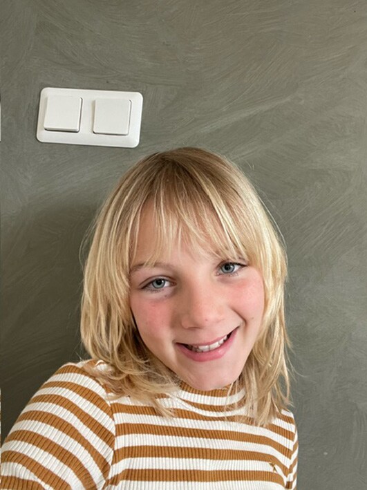 Wat doen tieners op hun telefoon? Jules (10): ‘Ik vind het stom dat sommige kinderen online ...