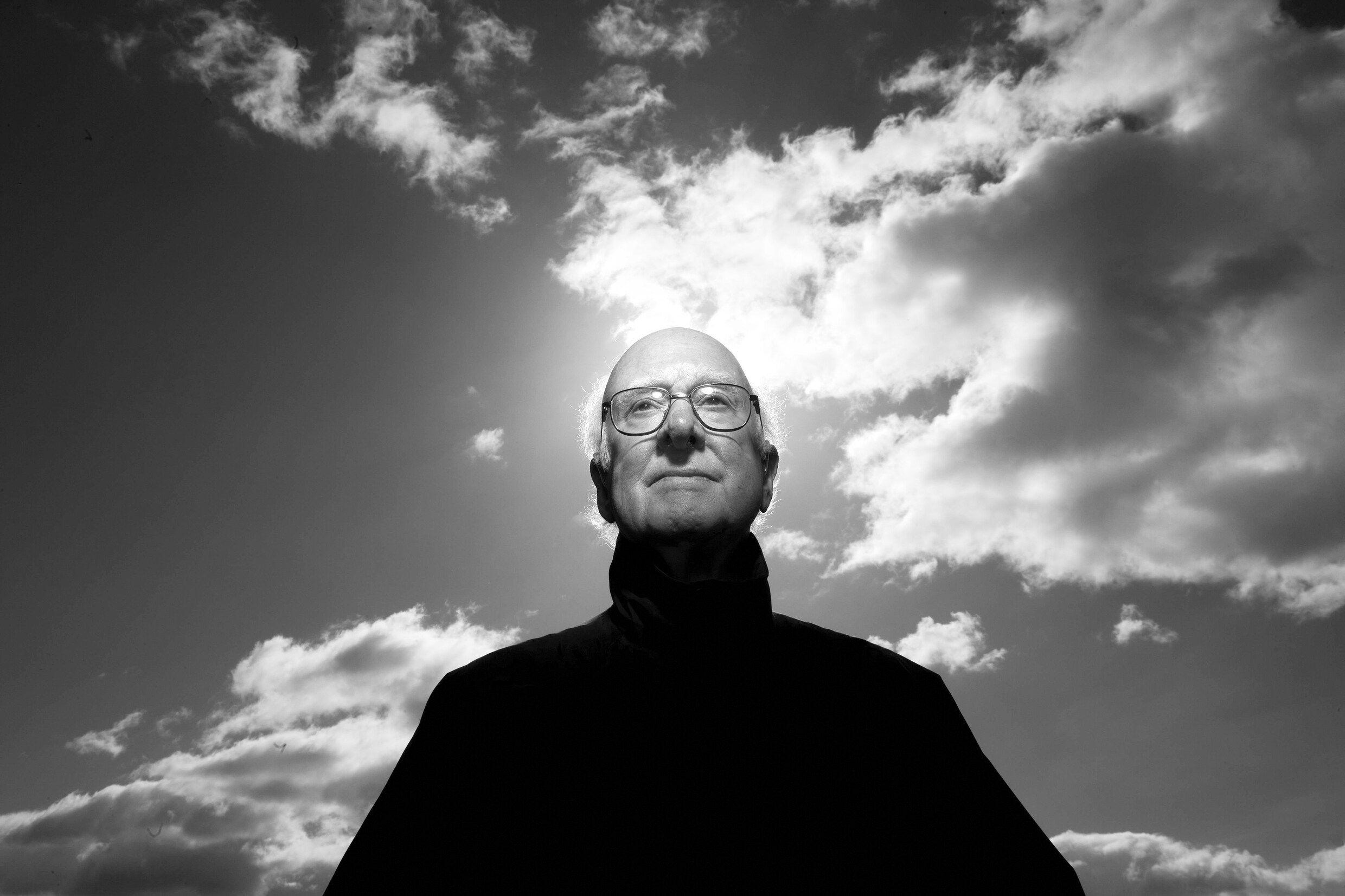 Nobelprijswinnaar Peter Higgs (1929-2024) kon er maar moeilijk aan ...