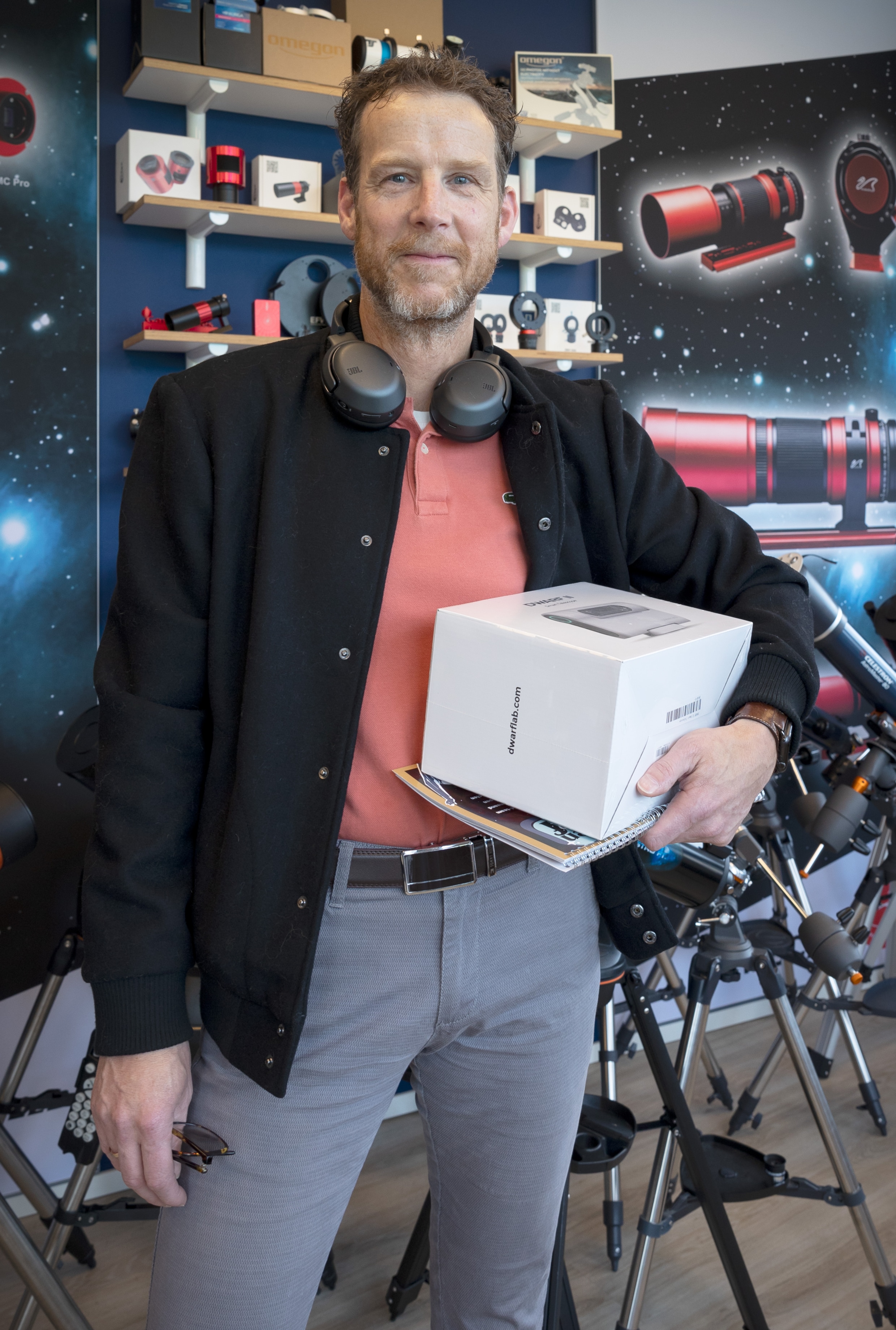 Nederlands grootste telescoopwinkel Ganymedes in Amstelveen verwondert ...