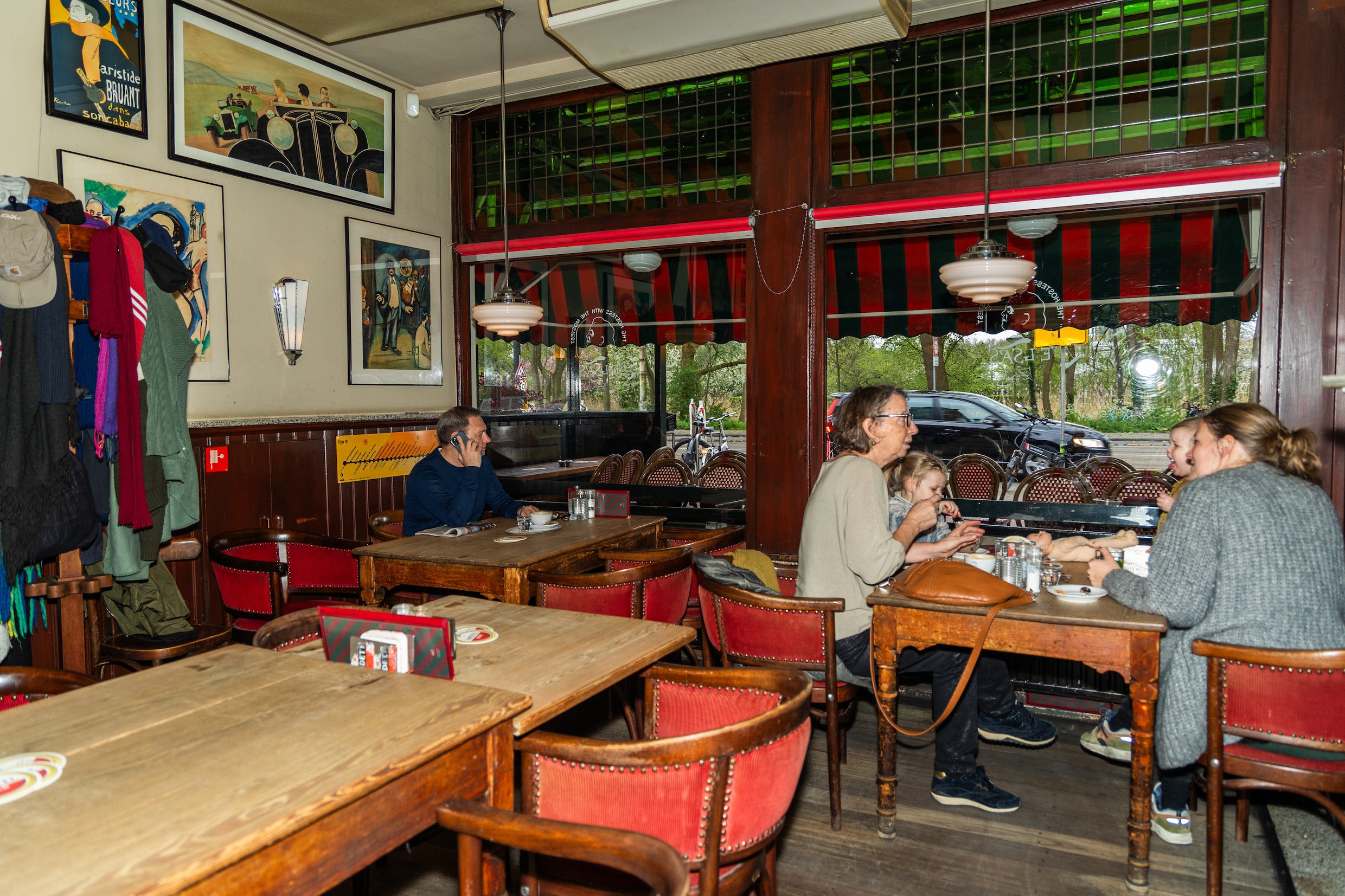 Het Amsterdam van Jos Timmer, chef-kok in De Kas: ‘Er moeten plekken ...