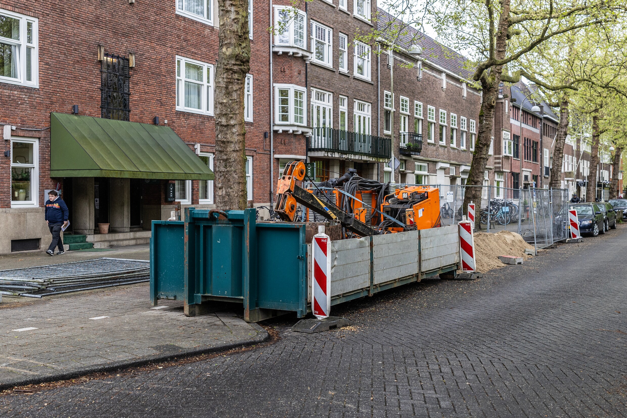Protest met picknicktafel mocht niet baten: bouw van ...