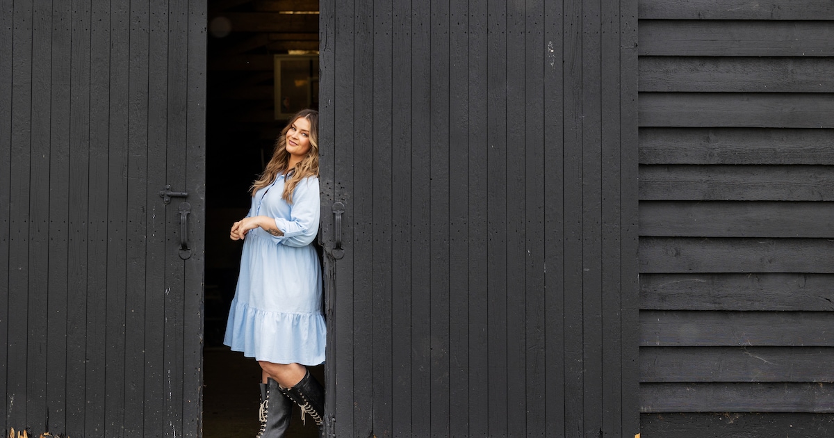 Miljuschka Witzenhausen leerde niet koken van familie: ‘Oma stond de spaghetti te föhnen’ | Het ...