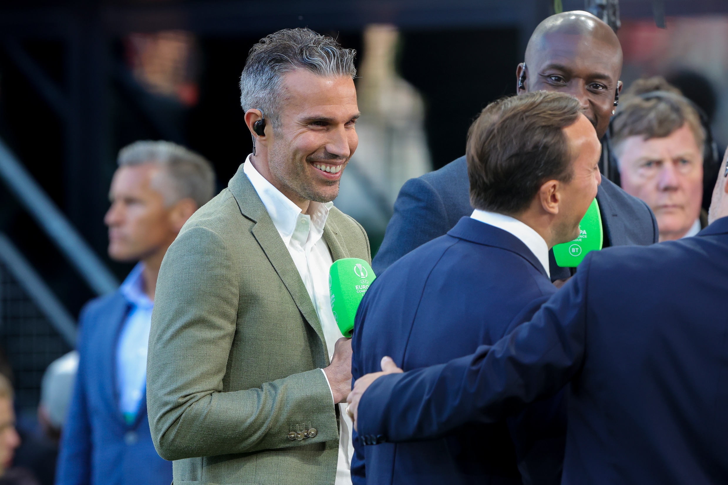 Kiest Robin van Persie via Heerenveen de juiste route? | Het Parool