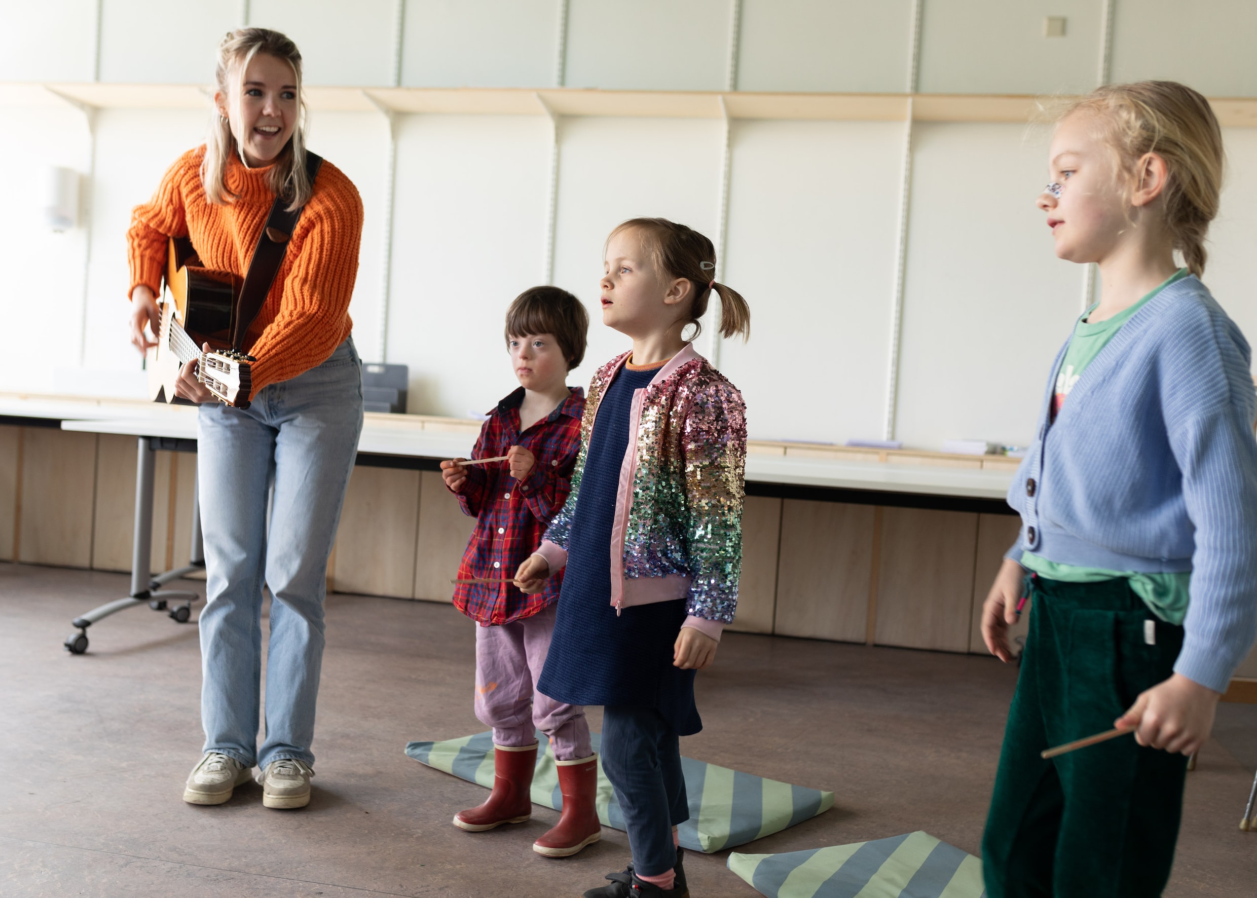 Theatermaker Anne Gehring begon kunstschool voor haar zoon met het ...