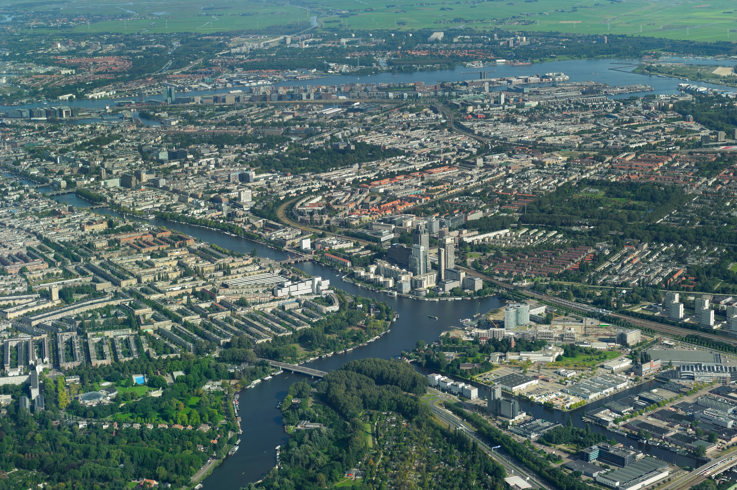 Op 6 juni is er een referendum dat voor de meeste Amsterdammers ...