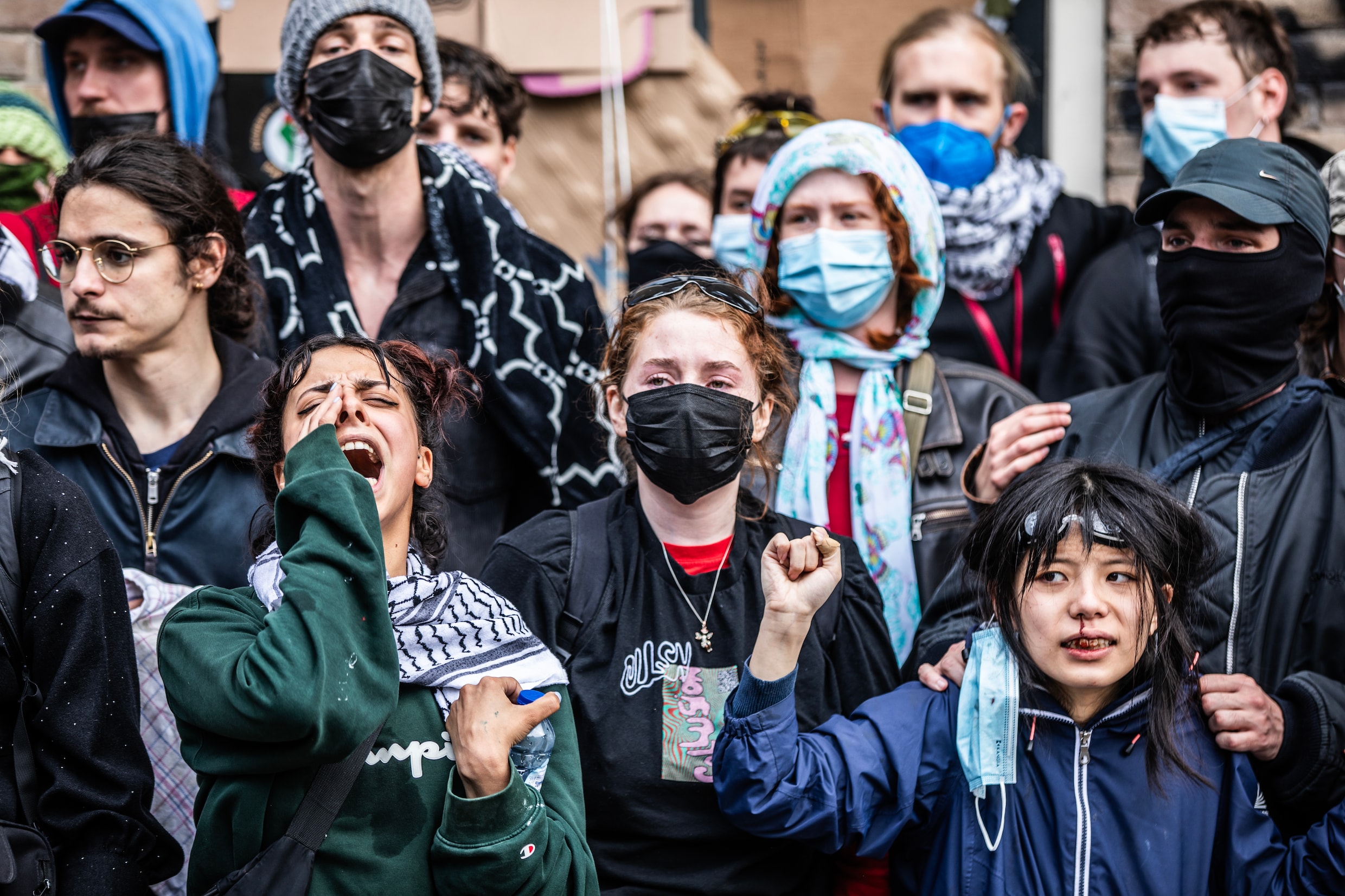 Opinie: ‘Toestaan van gezichtsbedekking bij demonstraties is gevaarlijk ...