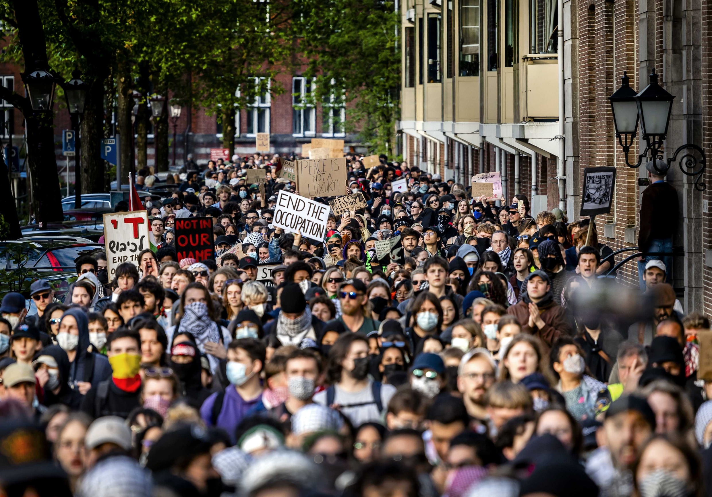 Teruglezen | Protest UvA-campus: zo verliepen de eerste vier dagen van ...