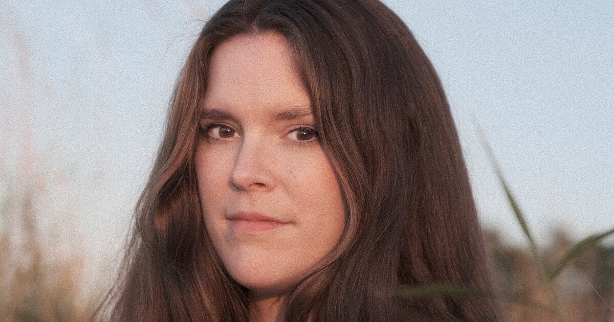 In ‘Onderland’ beschrijft Alma Mathijsen hoe personages omgaan met misbruik: ‘Het is een kleur ...