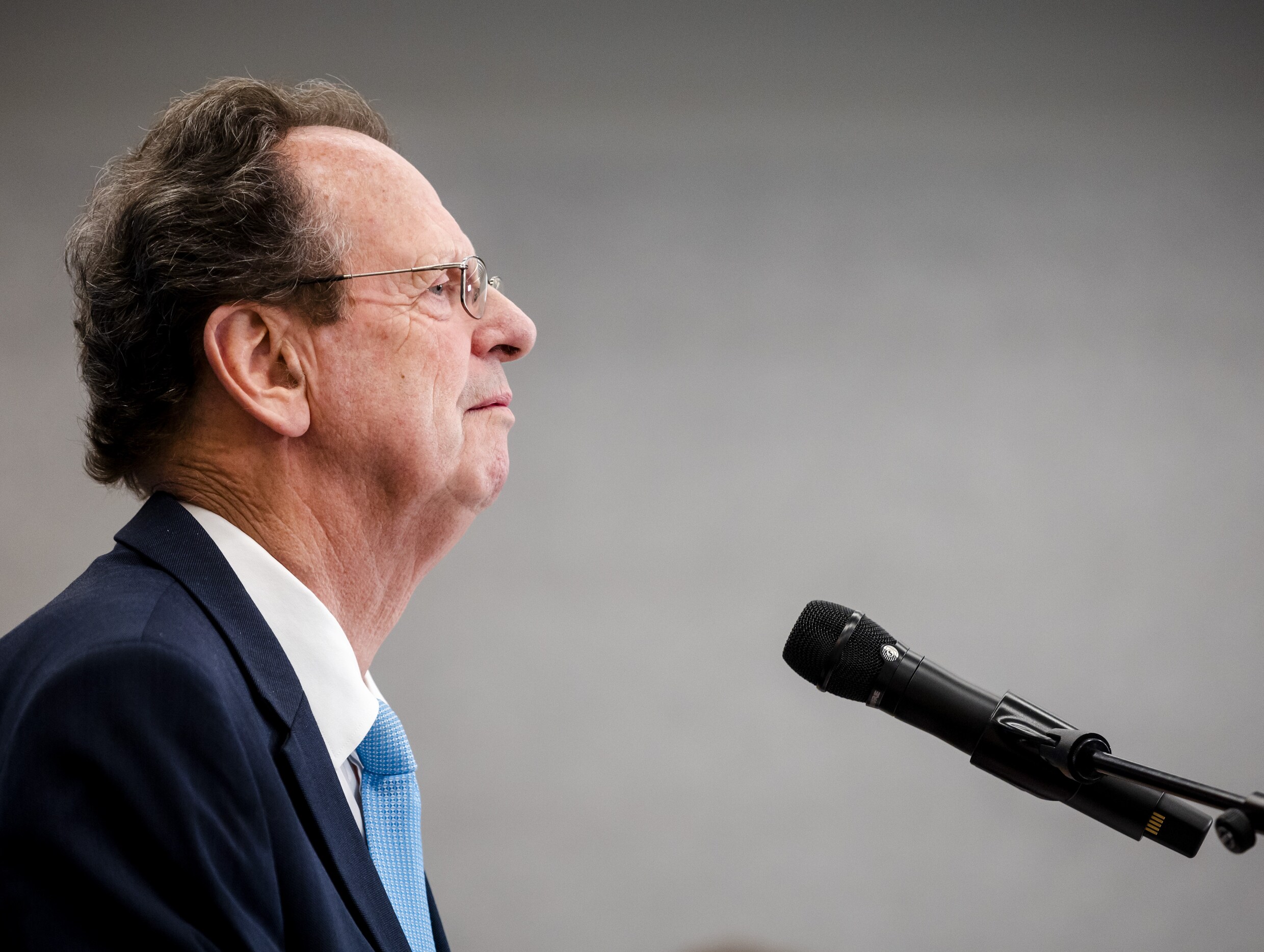 ‘Fiod valt huis binnen van PVV-senator en oud-verkenner Gom van Strien ...