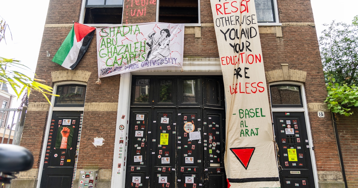 Demonstranten kraken pand en dopen het om tot campus van de People’s ...