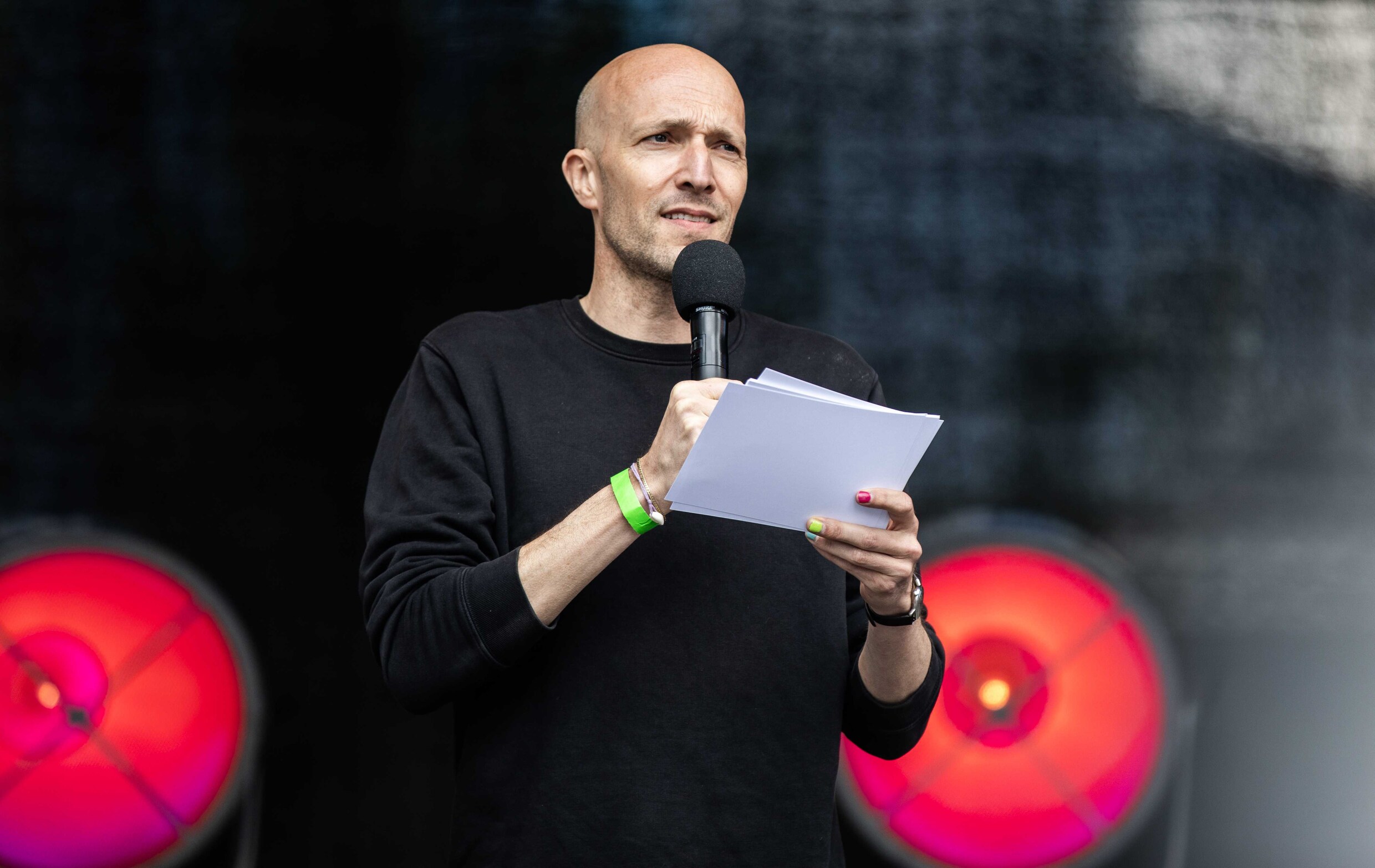 Lees terug | Klimaatmars in Amsterdam: ‘Zuidas genereert geld dat wordt ...