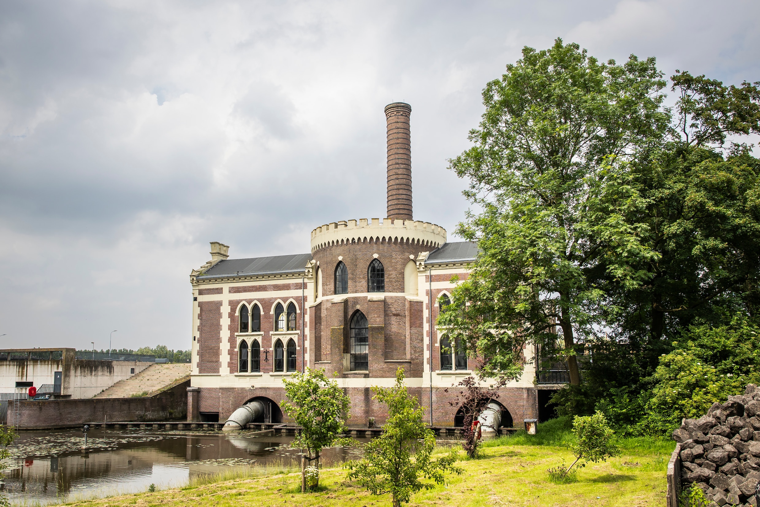 Stoomgemaal aan de rand van Amsterdam wordt ‘strandpaviljoen ...