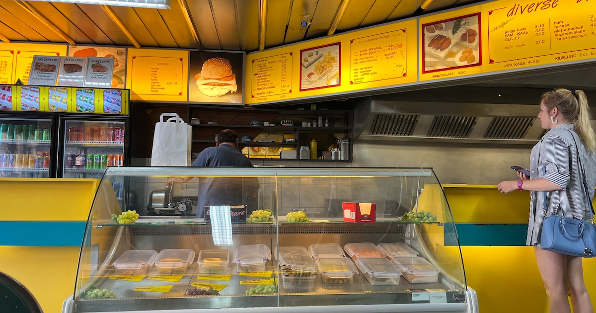 De snackmuur is verdwenen, maar gelukkig is Automatiek “Hallo” z’n ...