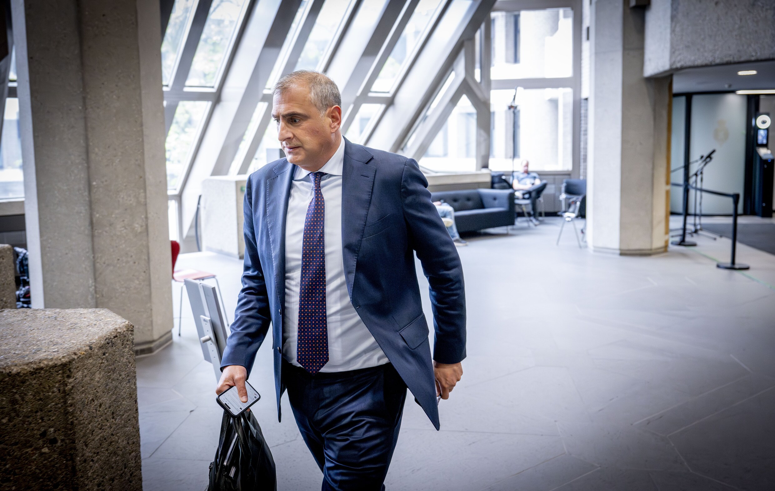 Live: formatie kabinet 2024 | Kabinet-Schoof beëdigd door koning Willem-Alexander | Het Parool