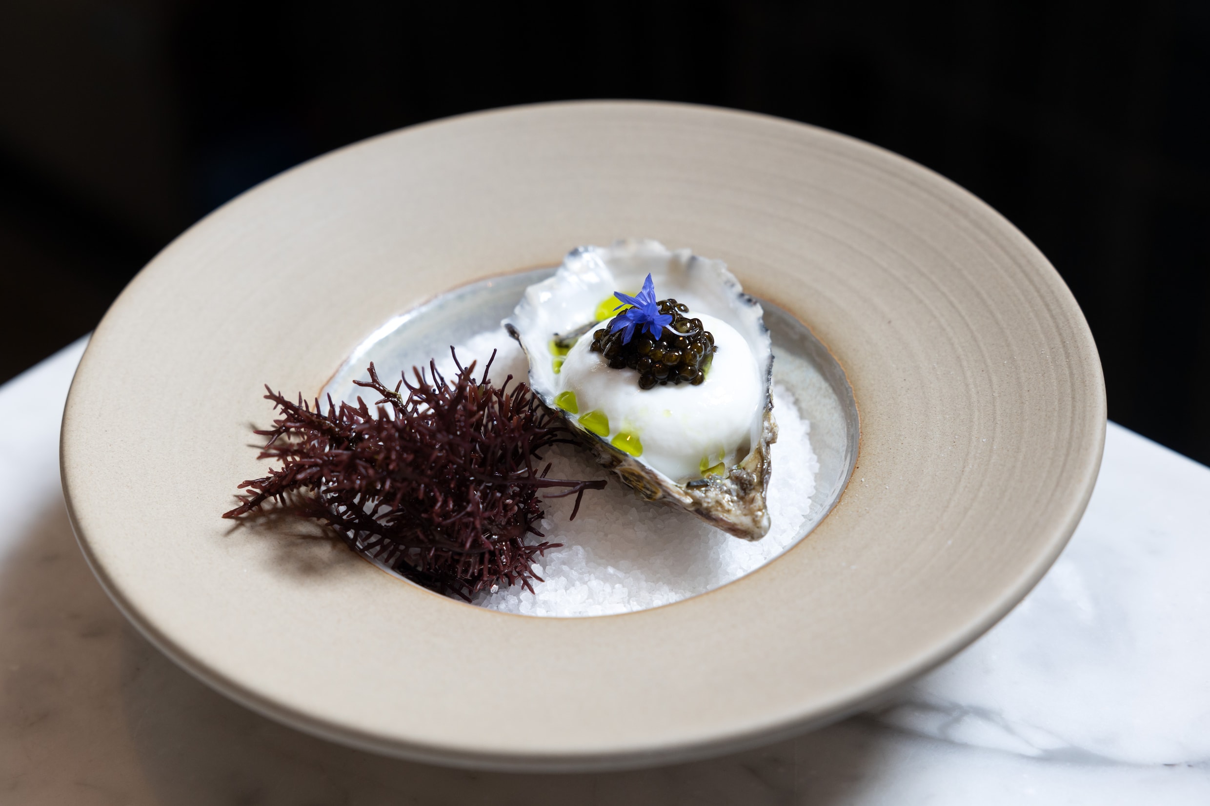 Zeven gangen eten bij restaurant Roux in de Westerstraat hoeft niet ...
