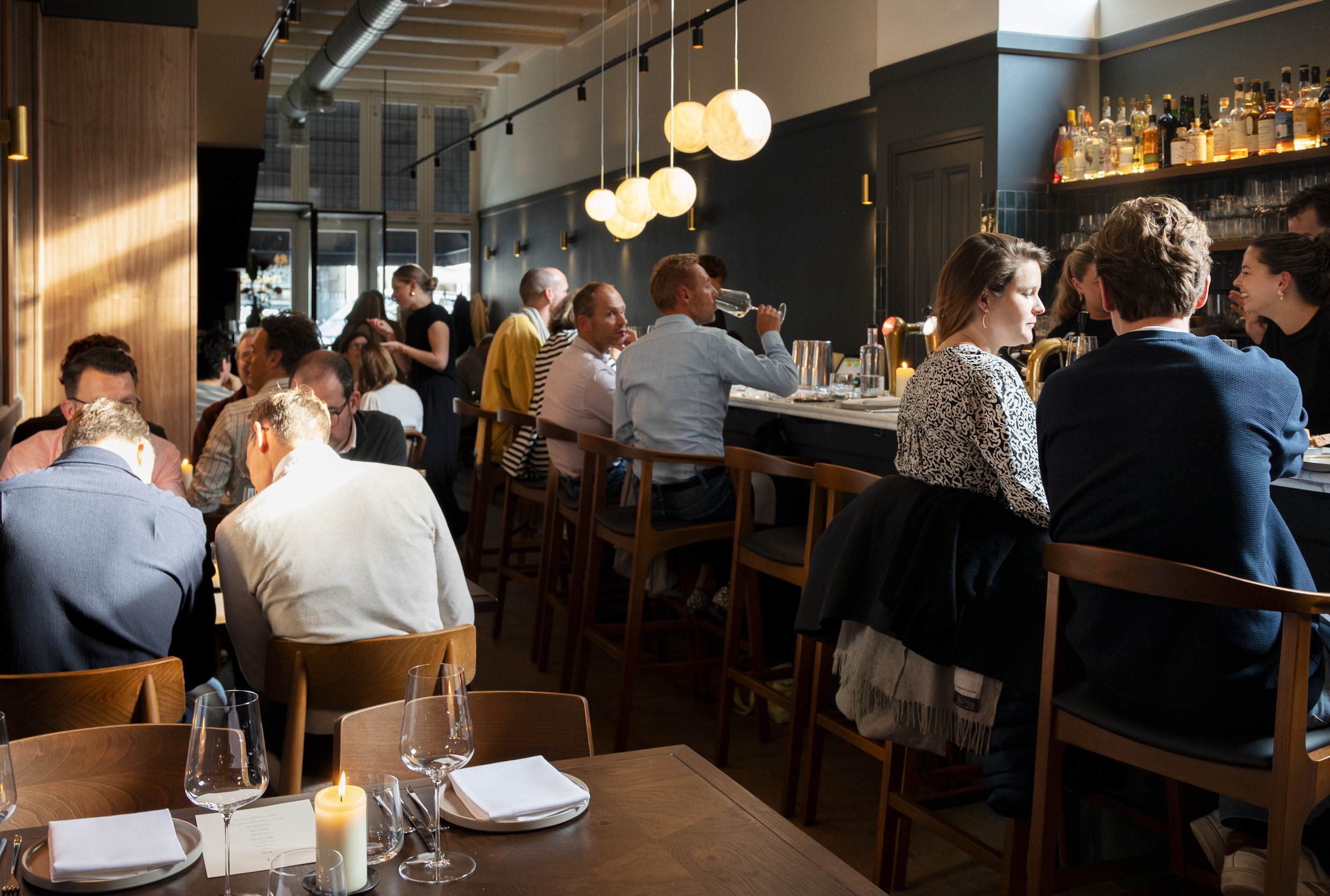 Zeven gangen eten bij restaurant Roux in de Westerstraat hoeft niet ...