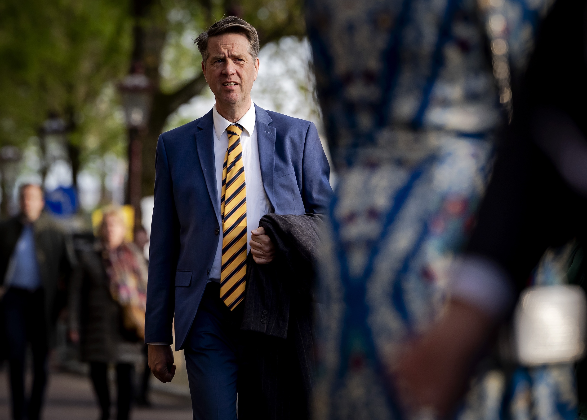 Opinie: ‘Kranslegging van Martin Bosma bij de herdenking van het ...