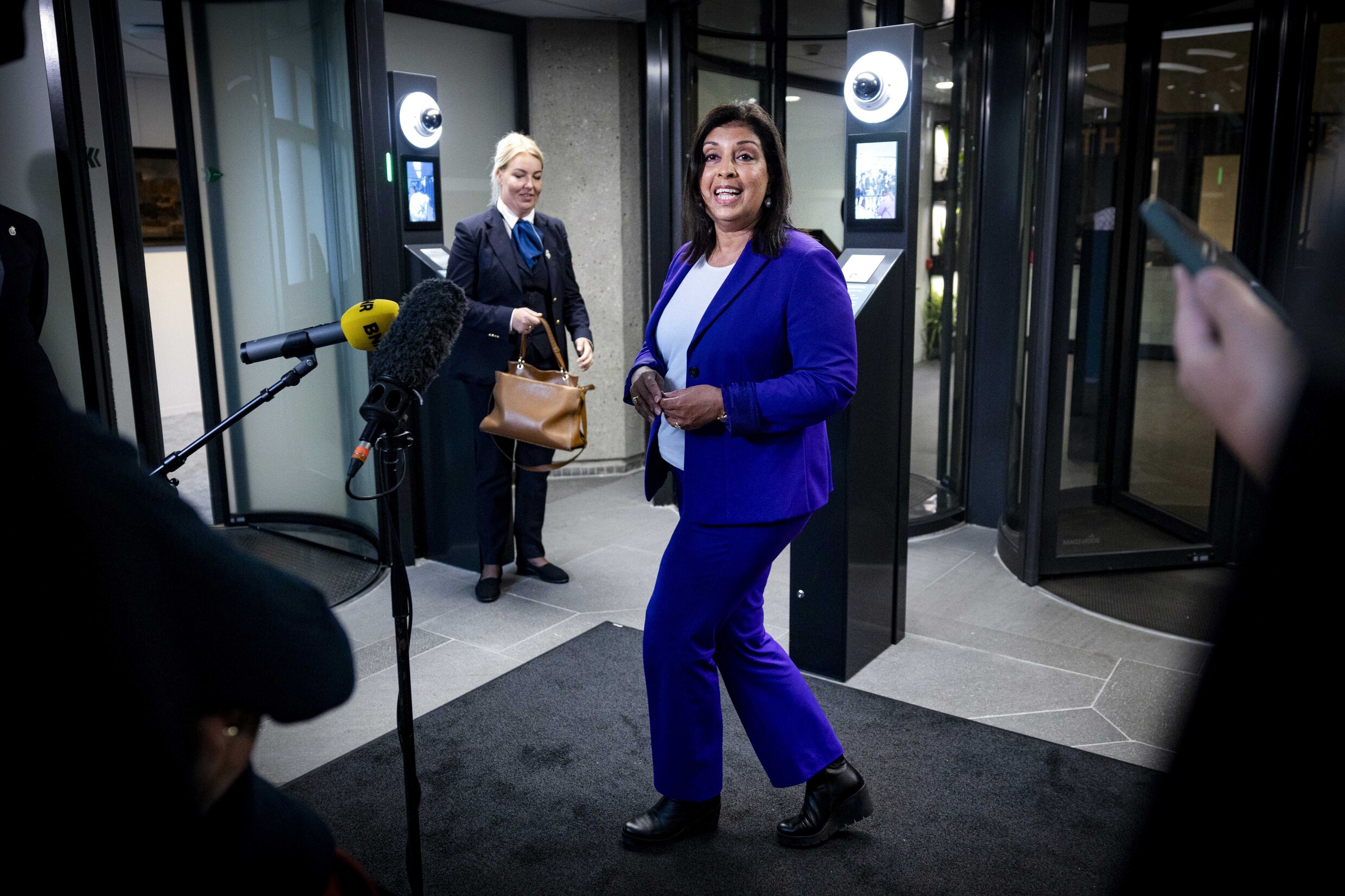 Live: formatie kabinet 2024 | Kabinet-Schoof beëdigd door koning Willem-Alexander | Het Parool