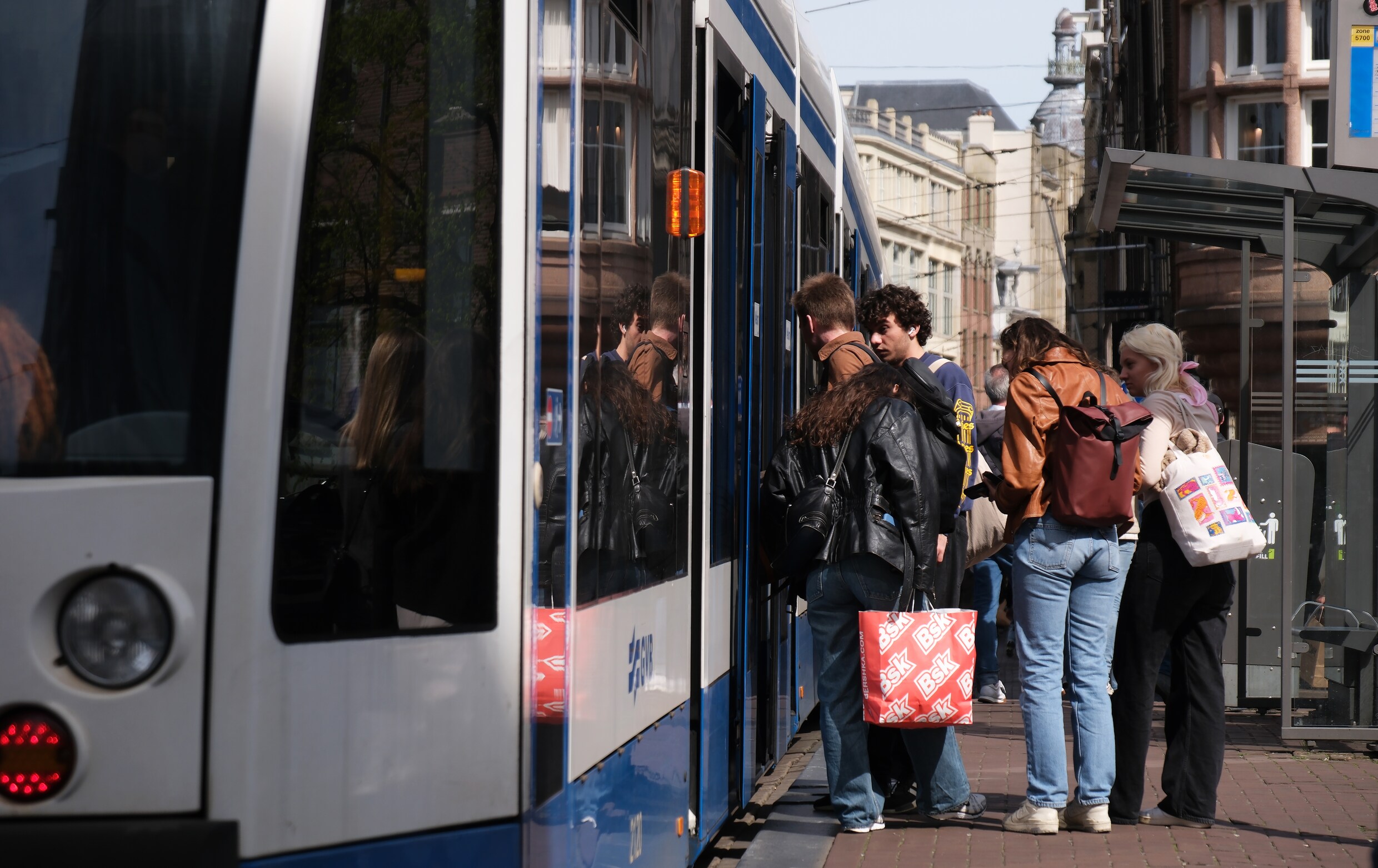 Extra geld voor liften, metro’s en onderhoud: 111 miljoen euro voor ...