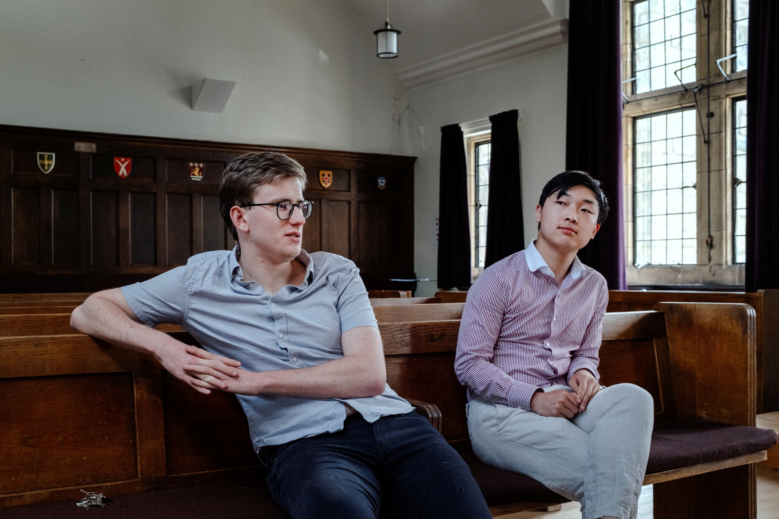 Brits, jong en conservatief: ‘Het voelt alsof we op de Titanic staan ...