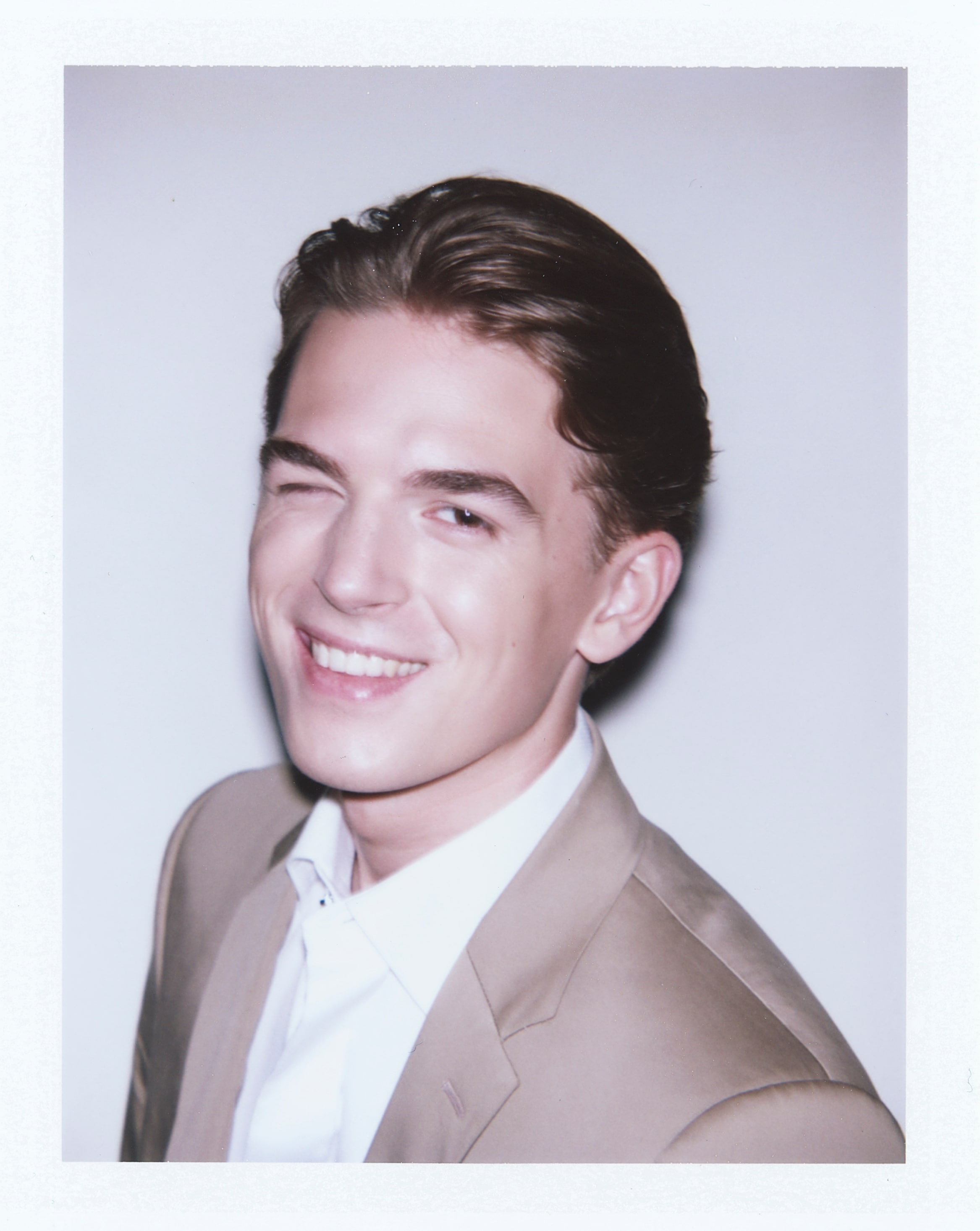 Antoon (22) is de populairste zanger van het land: ‘Als ik me kut voel ...