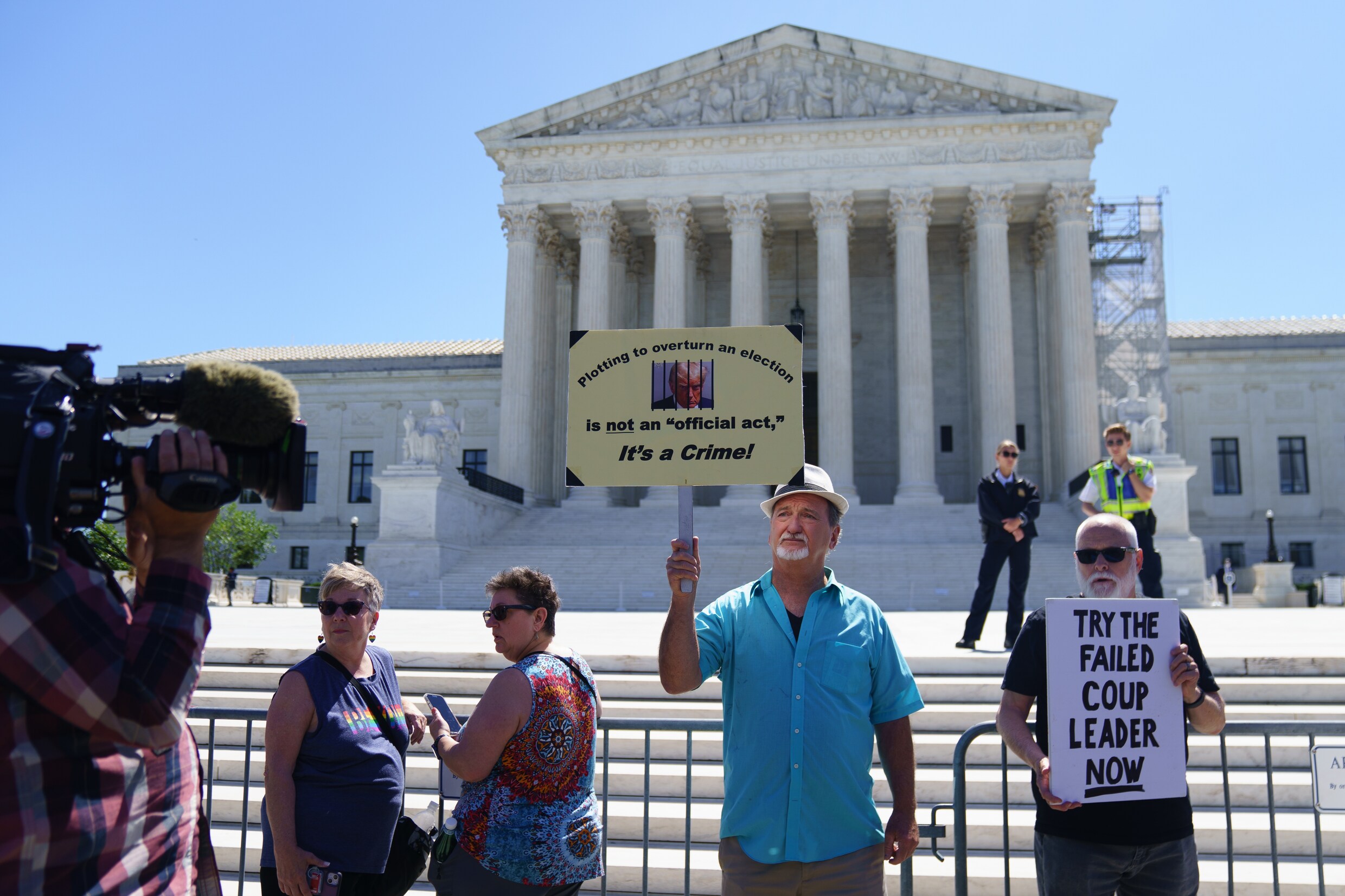 Privépersoon of president? Nog geen definitief besluit over Trumps ...