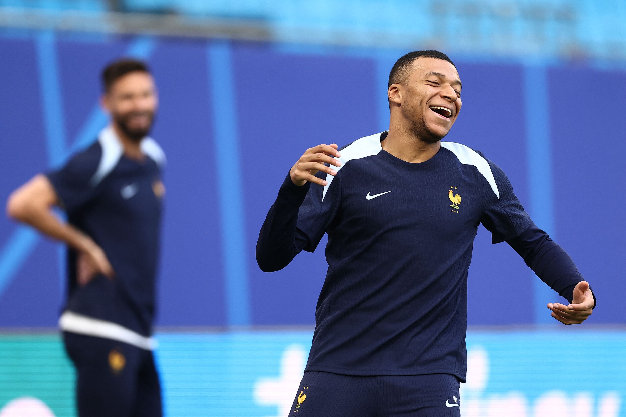 Schouten had genoeg van verstoppertje spelen, in een flitsende een-twee ...