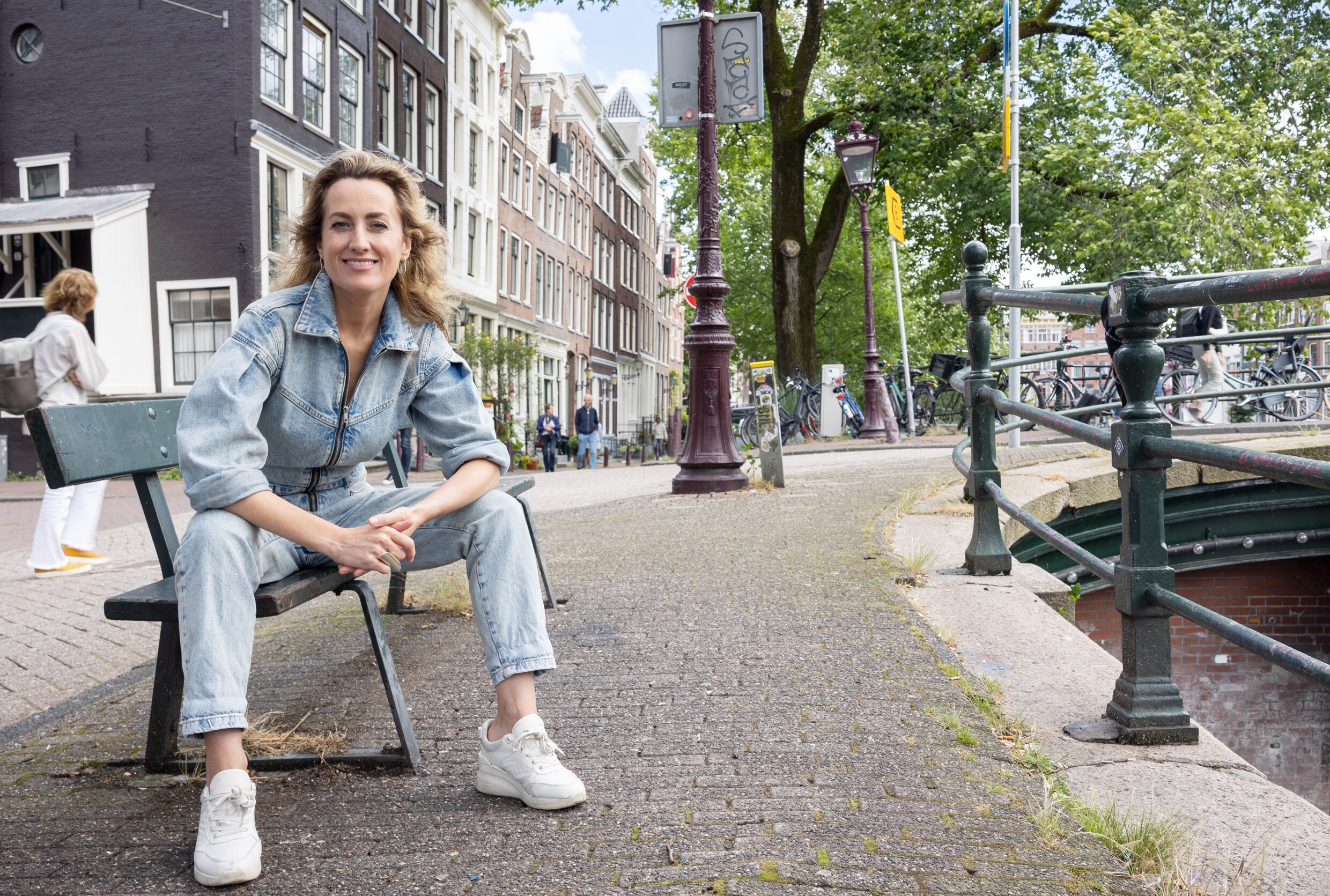 Het Amsterdam van schrijver Sarah Meuleman: ‘Ik heb me de stad niet ...