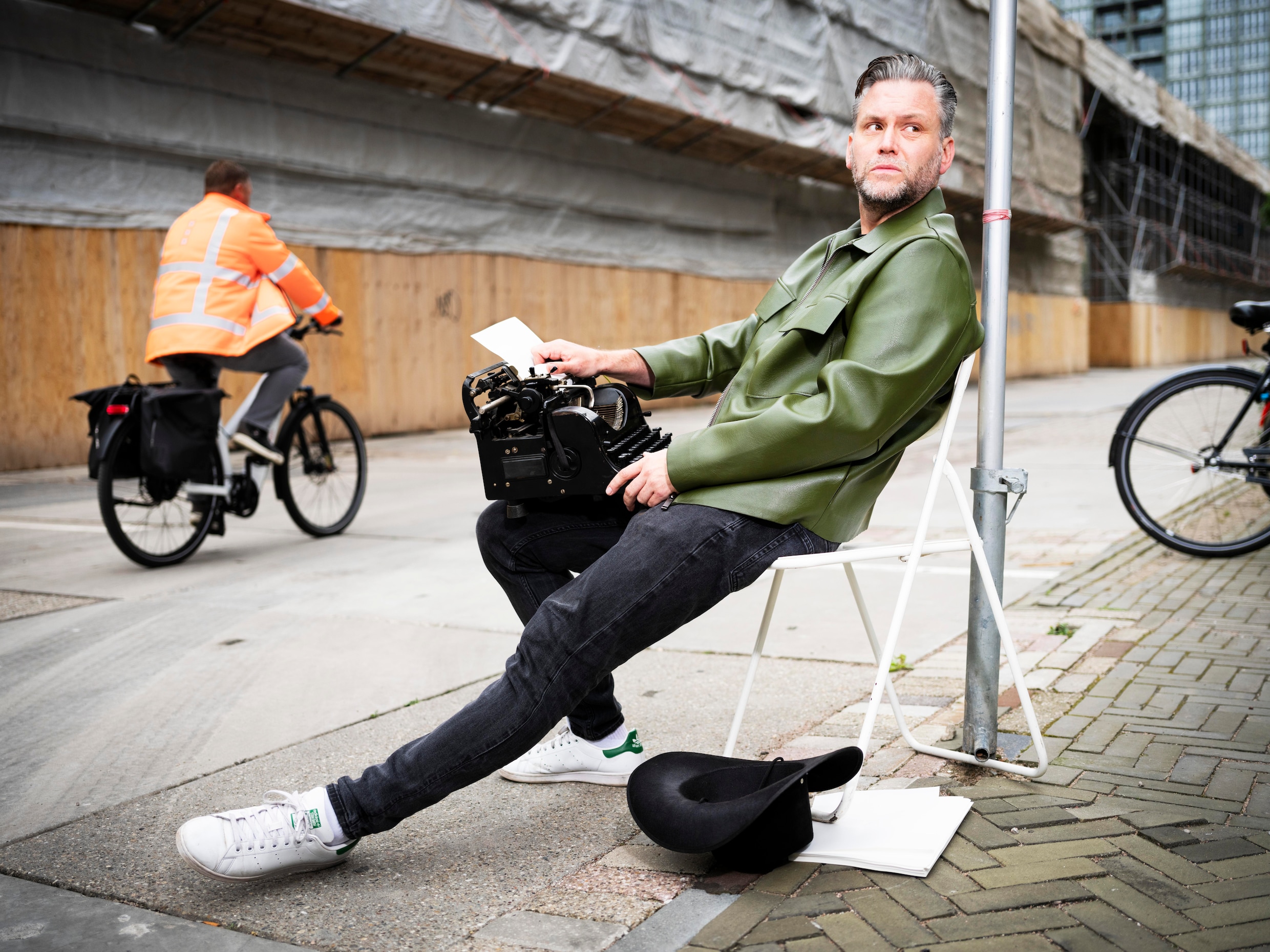 Kevin Hassing is acteur en schrijver: ‘Ik heb ook pornoboeken ...