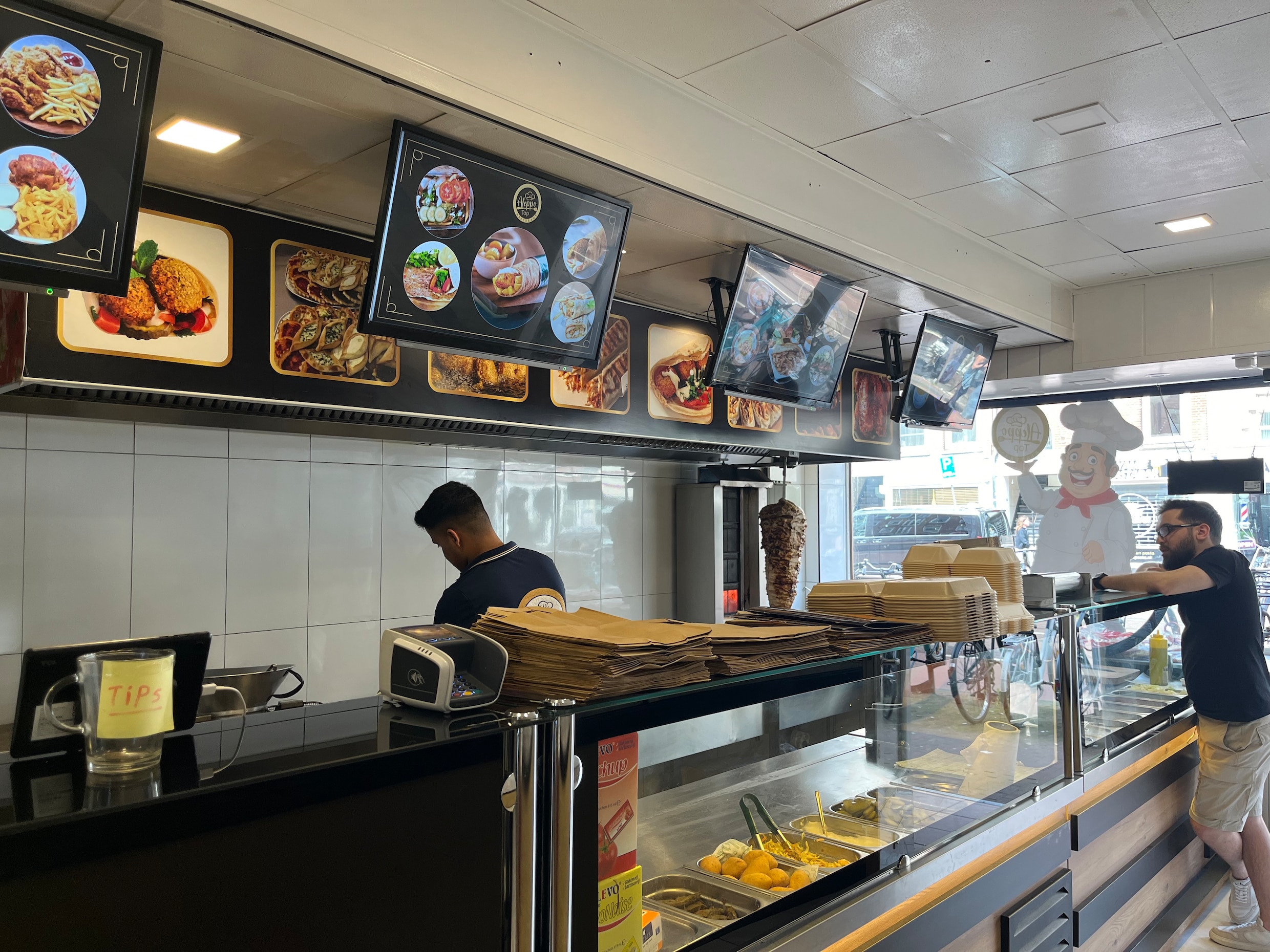 De shish taouk pita van Aleppo Top is de ideale zoet-zuur-zoutcombi ...