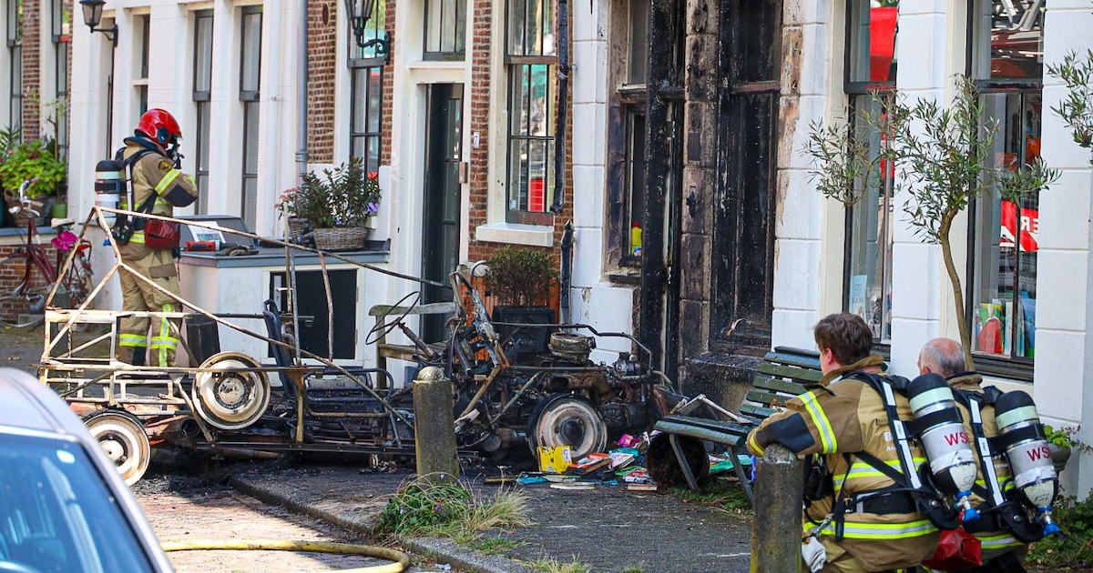Ondernemers in Weesp redden bewoners uit brandend huis: ‘Je voelt niks ... Ondernemers in Weesp redden bewoners uit brandend huis: ‘Je voelt niks ...