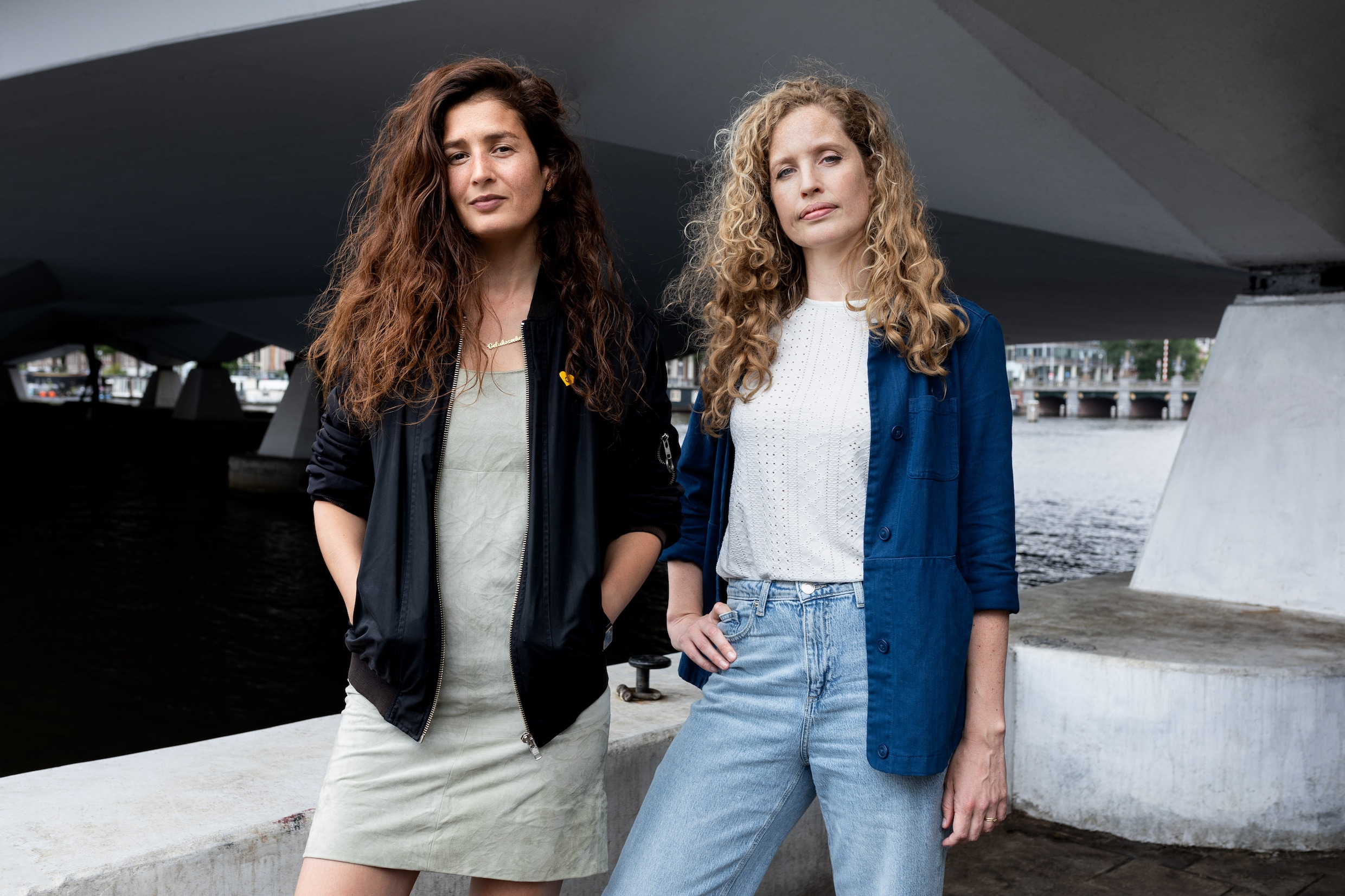 Amsterdamse Sharan (38) moest geheim houden dat ze intersekse is, nu ...