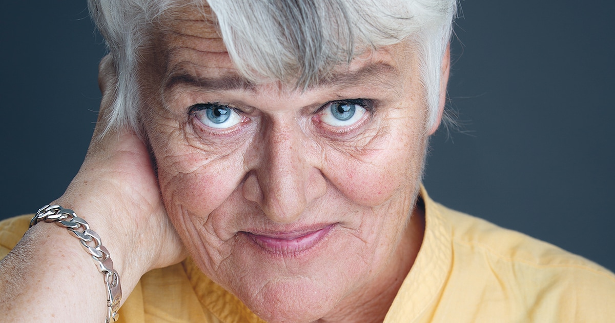 Finse schrijver Pirkko Saisio (75): ‘Als ik naar de toekomst keek, kon ...