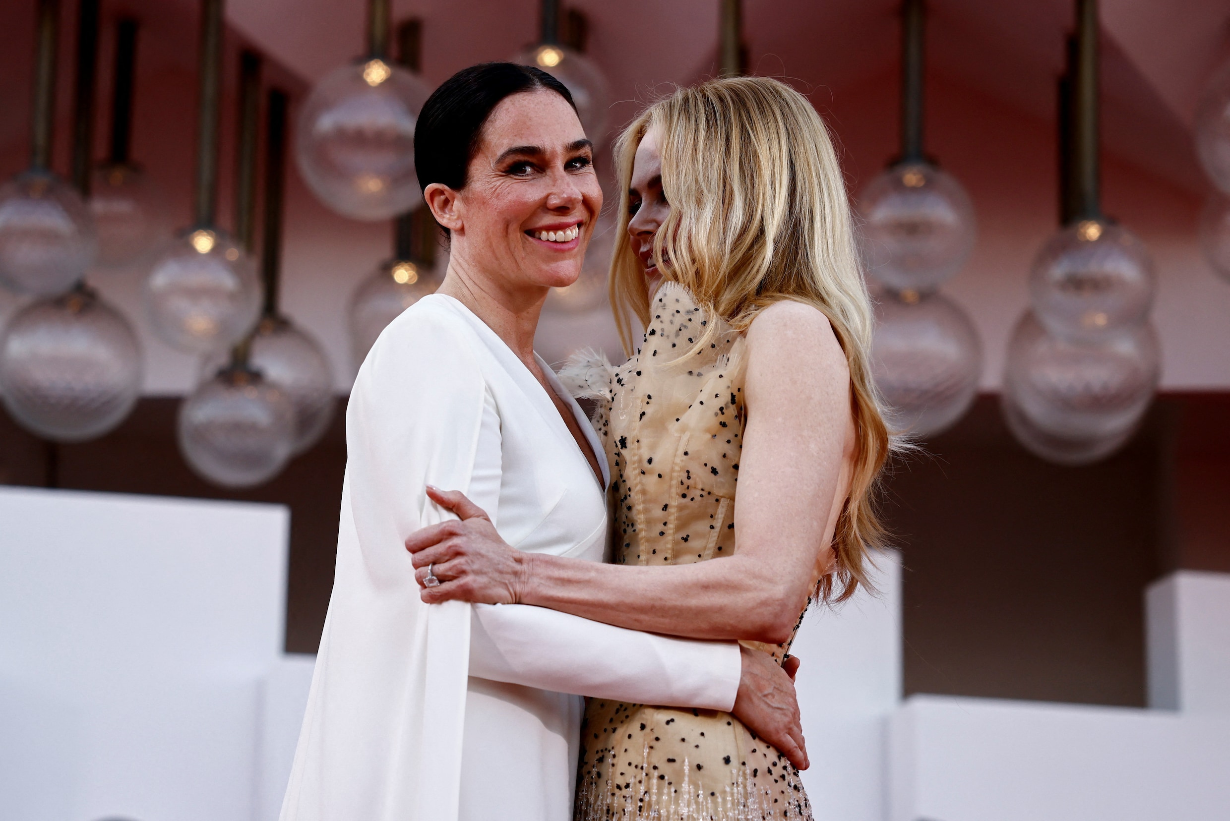 Halina Reijns ‘Babygirl’ enthousiast ontvangen in Venetië: ‘Een poging om iets meer van mezelf ...