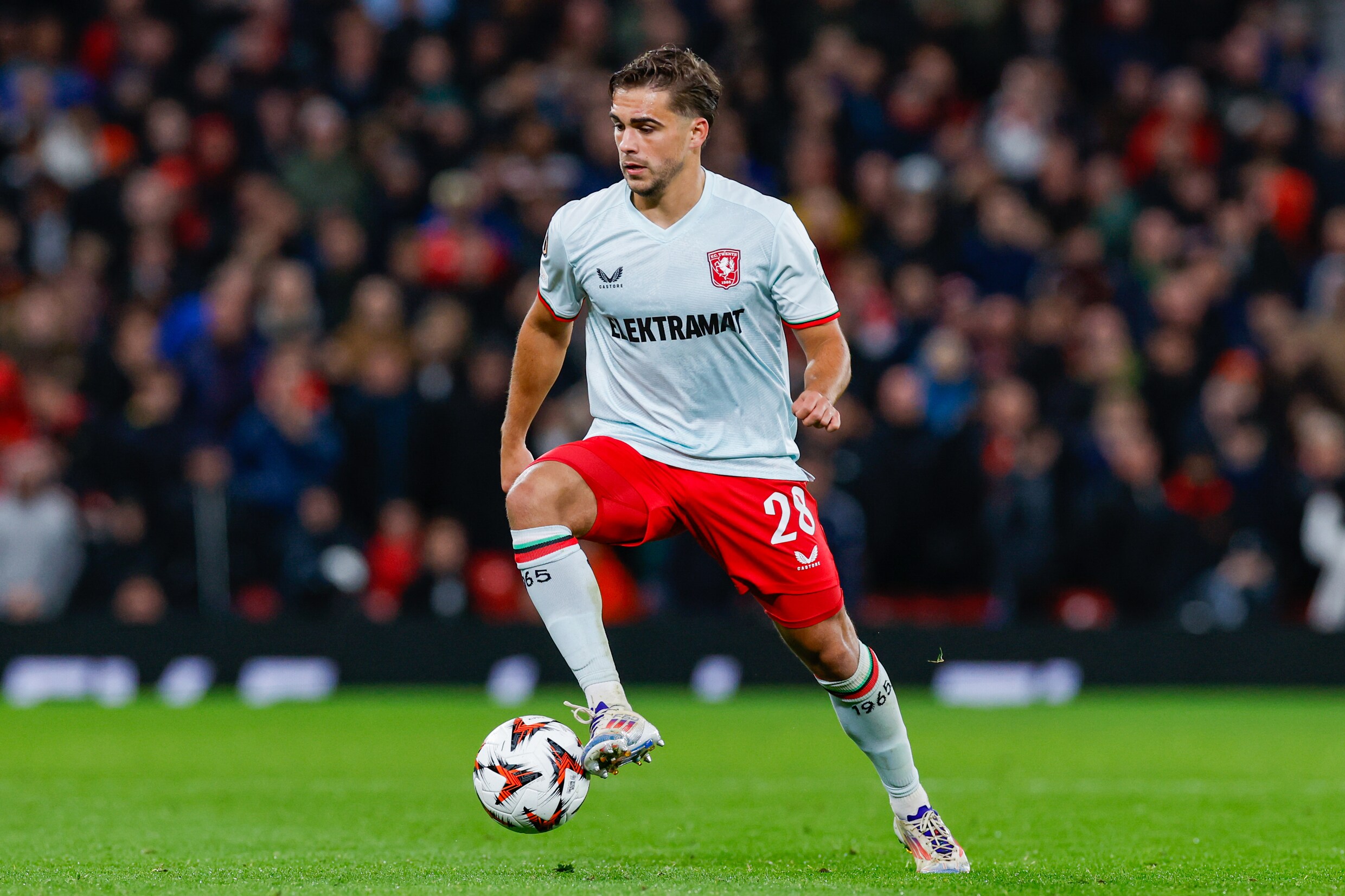 We hebben het aan Farioli te danken dat Kian Fitz-Jim niet meer uit het eerste van Ajax zal ...