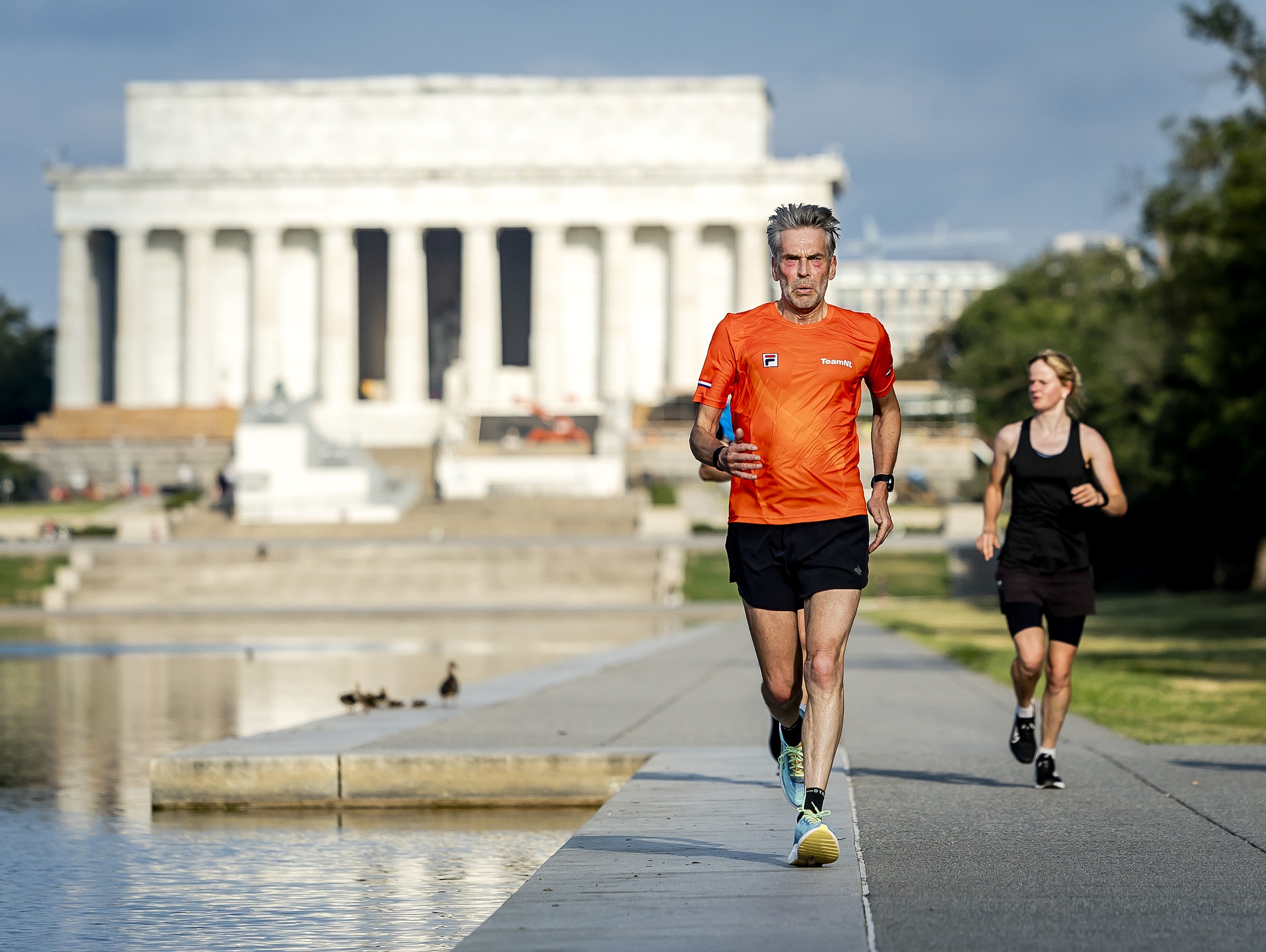 Premier Dick Schoof deed onder schuilnaam mee aan halve marathon ...
