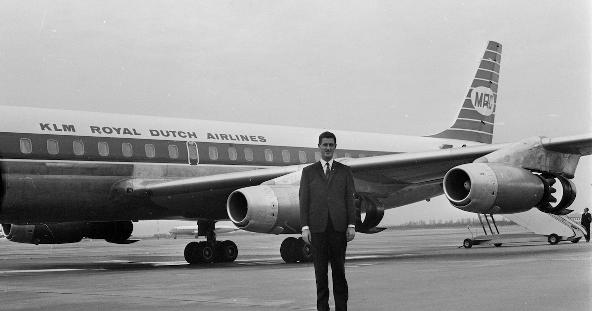 Luchtvaartpionier Martin Schröder (93) overleden | Het Parool