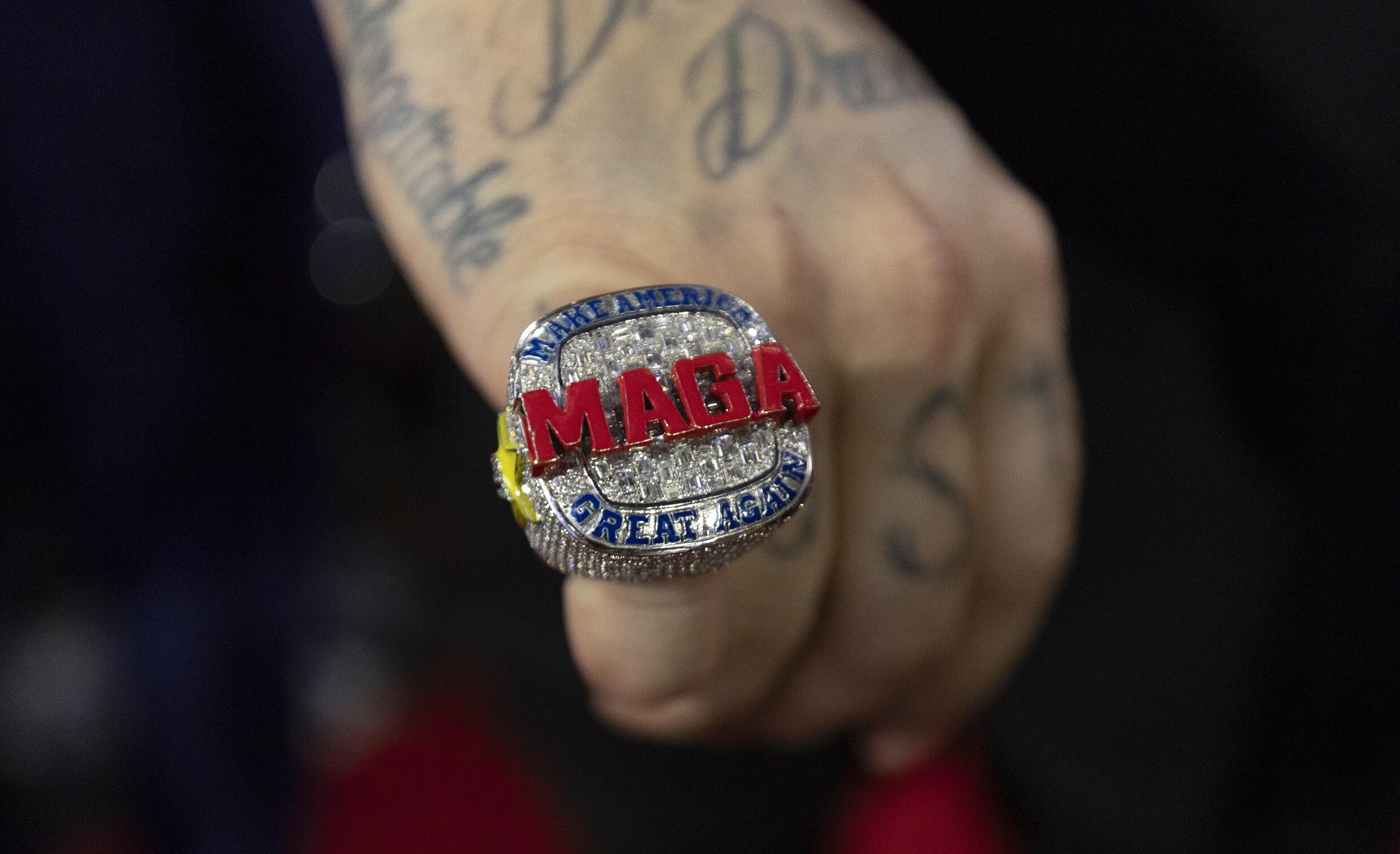 Deze zwarte Amerikanen stemmen vol overtuiging op Trump: ‘Republikeinen ...