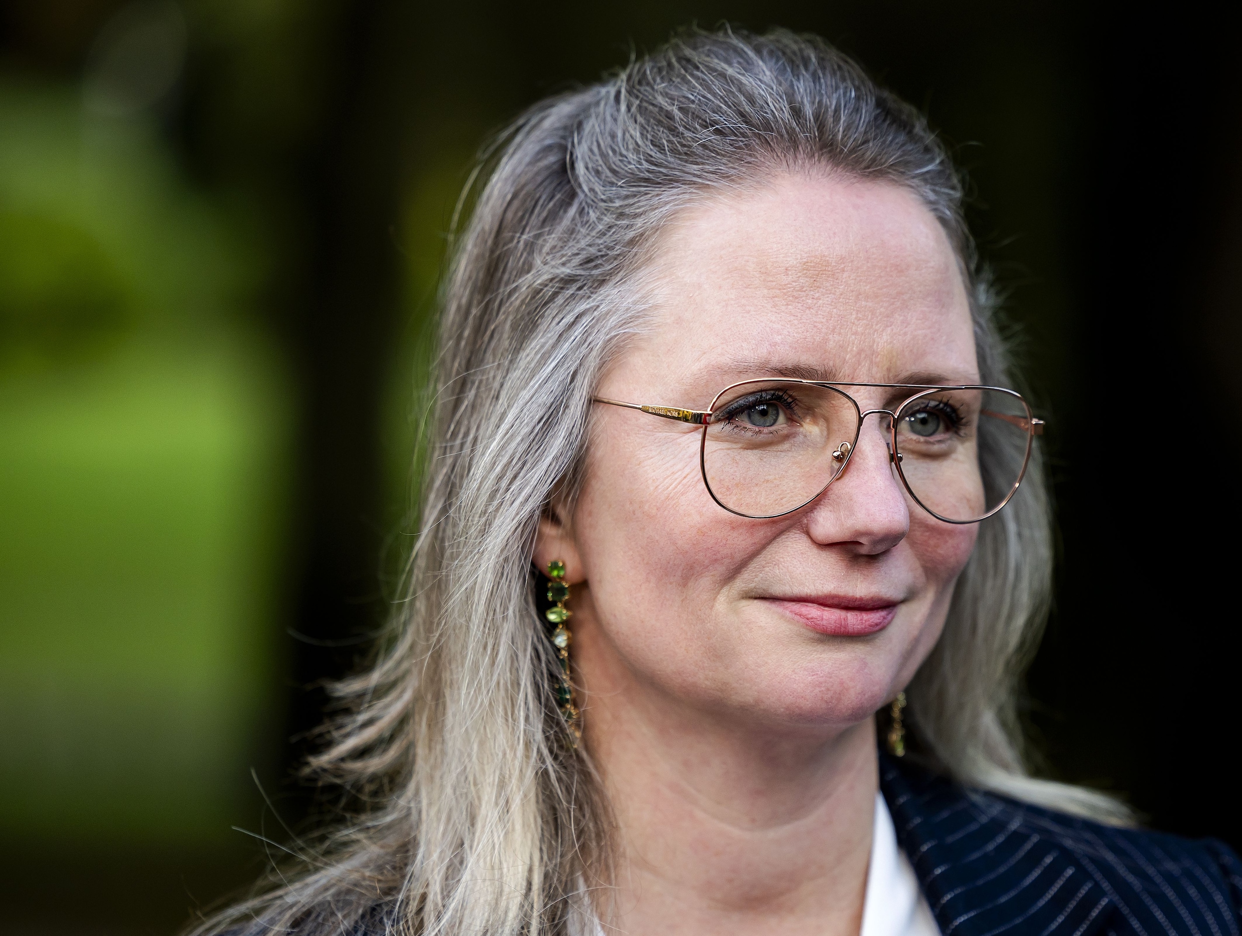 Agema zwakt waarschuwende woorden naar parlement over asielnoodwet af ...