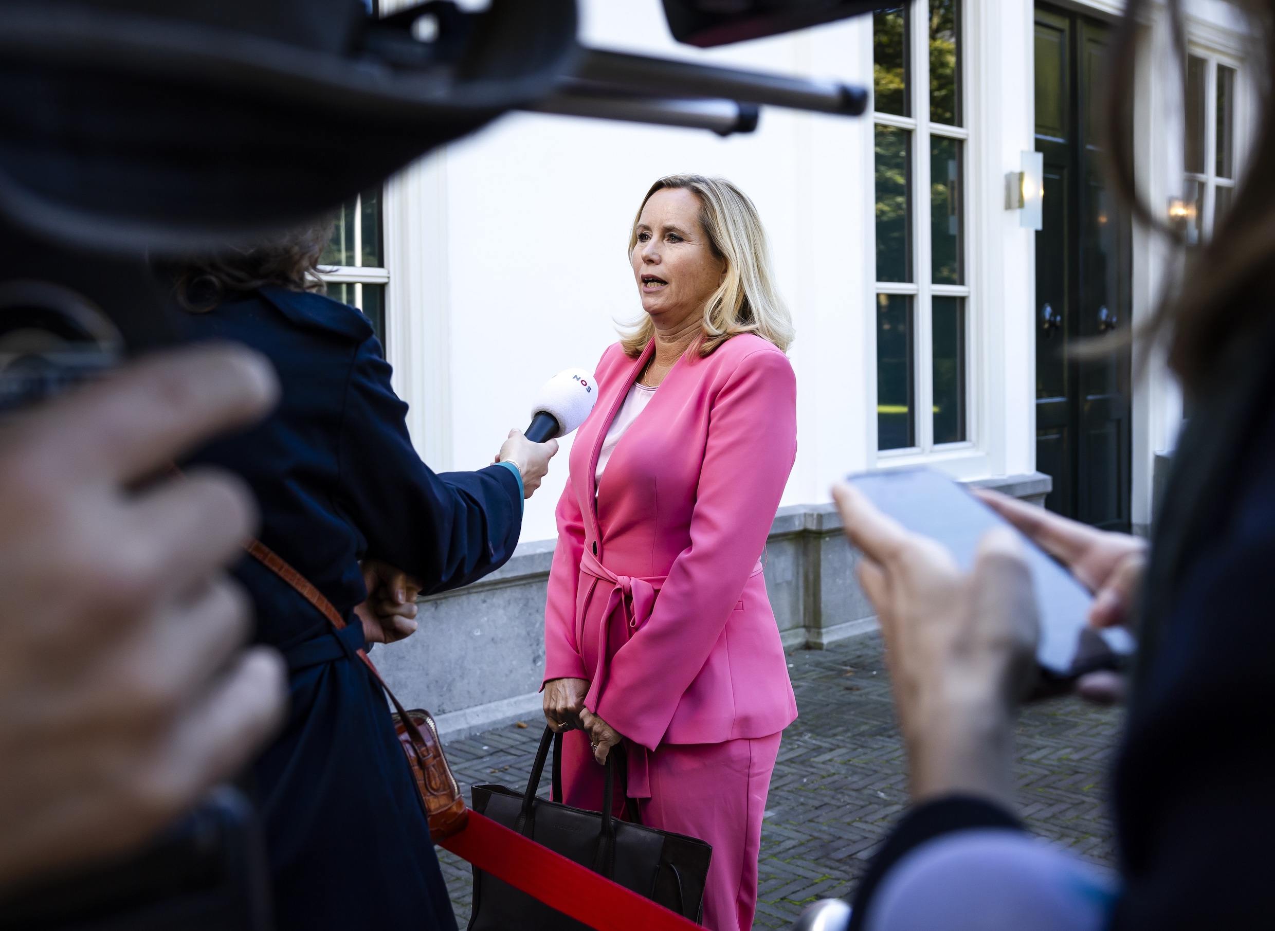 Oegandaplan van PVV-minister Klever oogt als zoveelste proefballon ...