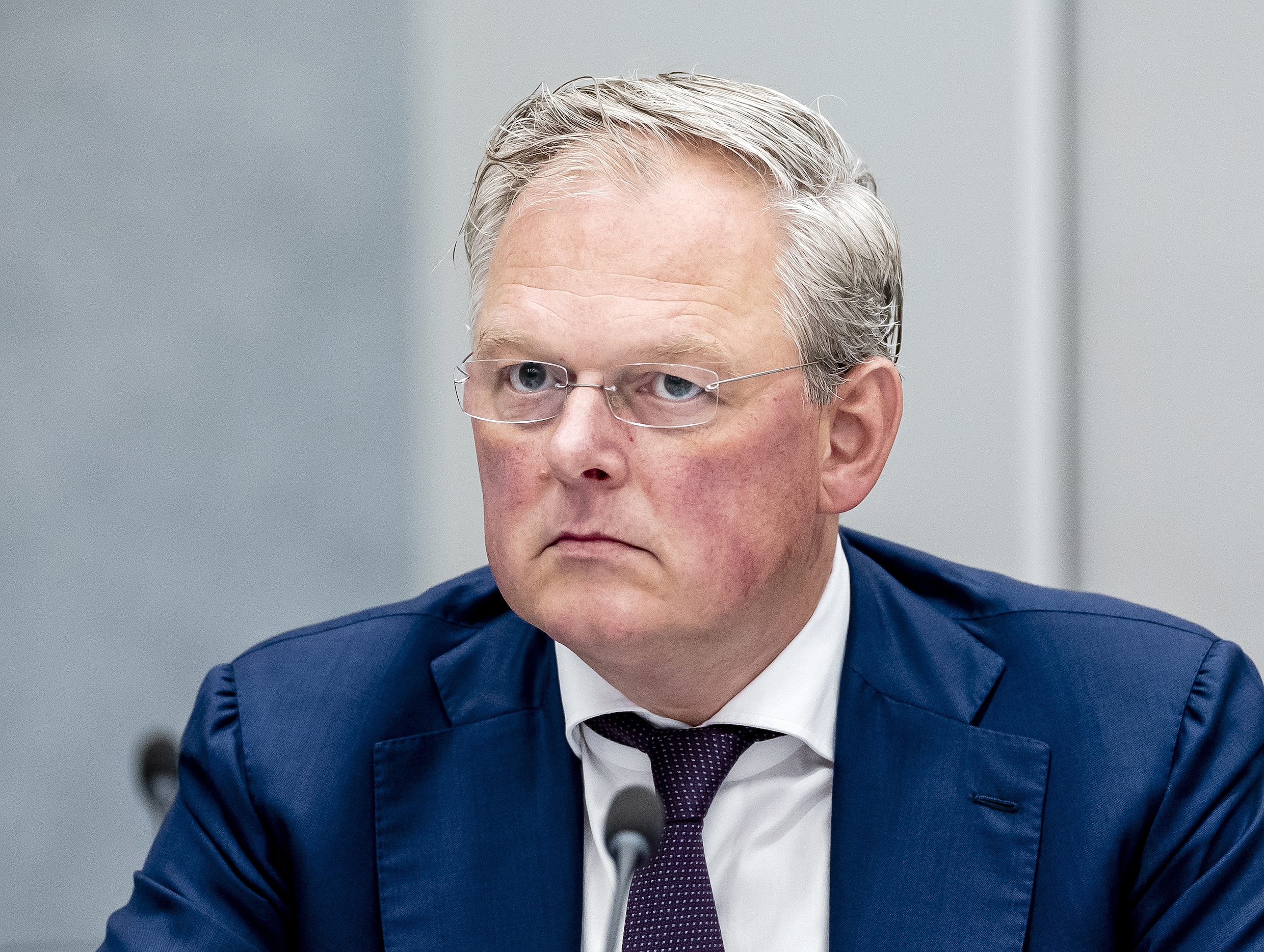 Staatssecretaris Financiën Folkert Idsinga (NSC) stapt op na kritiek op ...