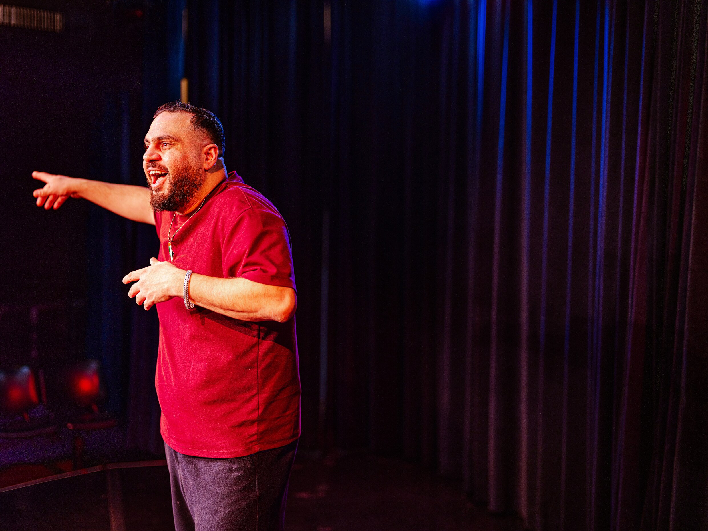 Humor als redding in tijden van oorlog: cabaretiers uit Palestina en ...