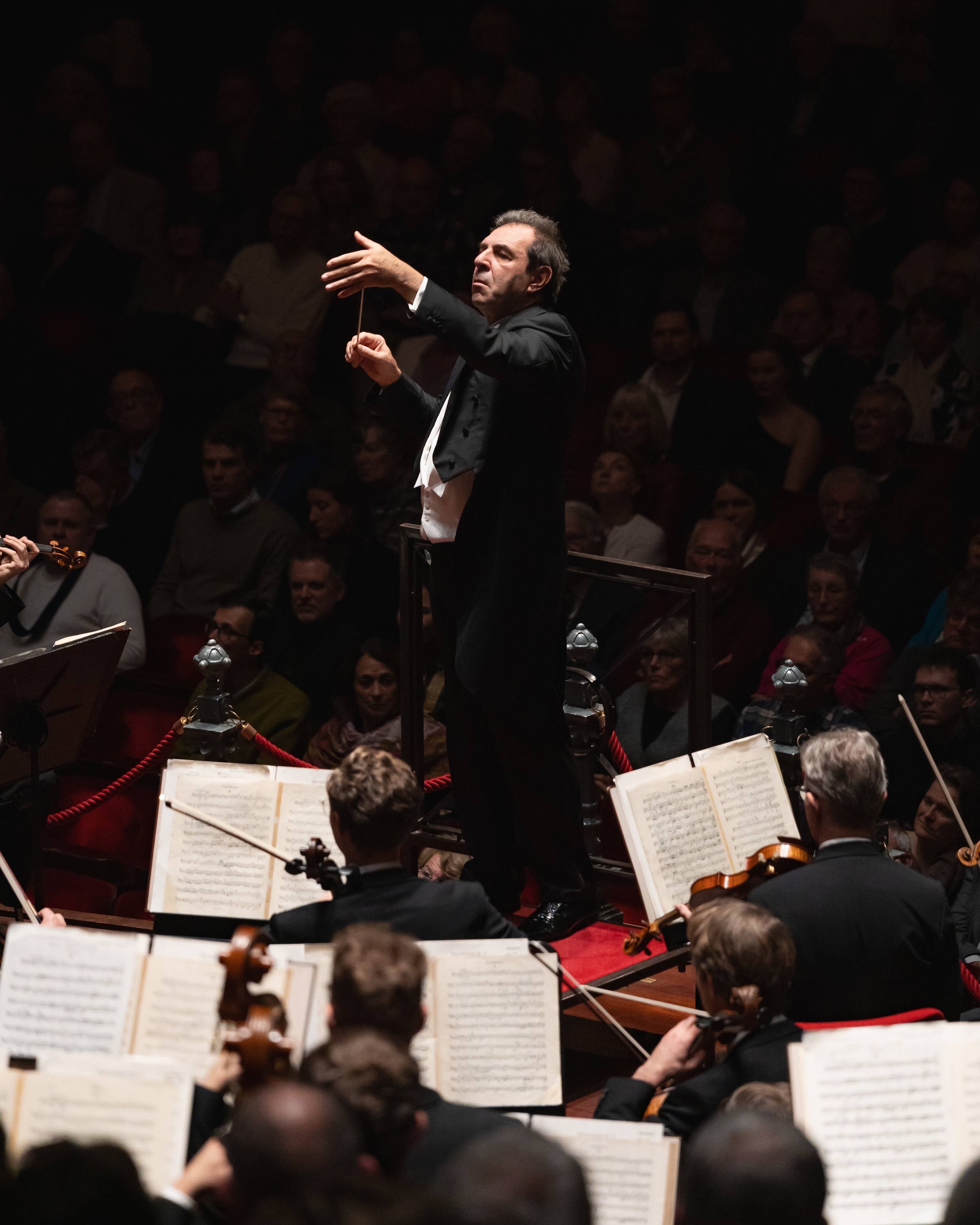 Recensie: nieuwe orkestchef Daniele Gatti en zijn Staatskapelle Dresden ...