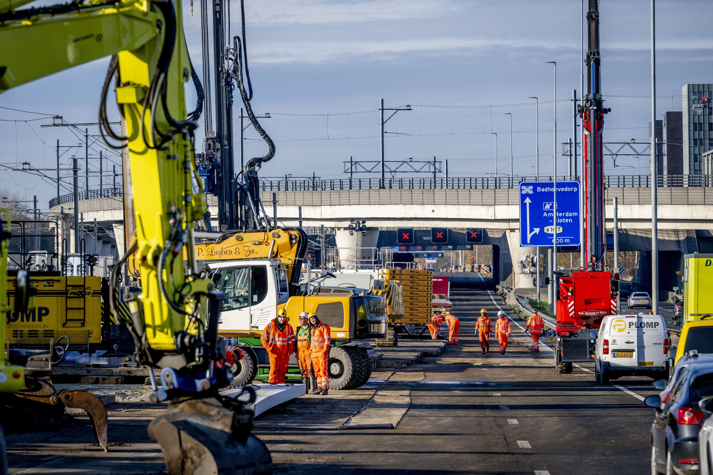 Vier ongelukken leiden tot verkeershinder rond Amsterdam | Het Parool
