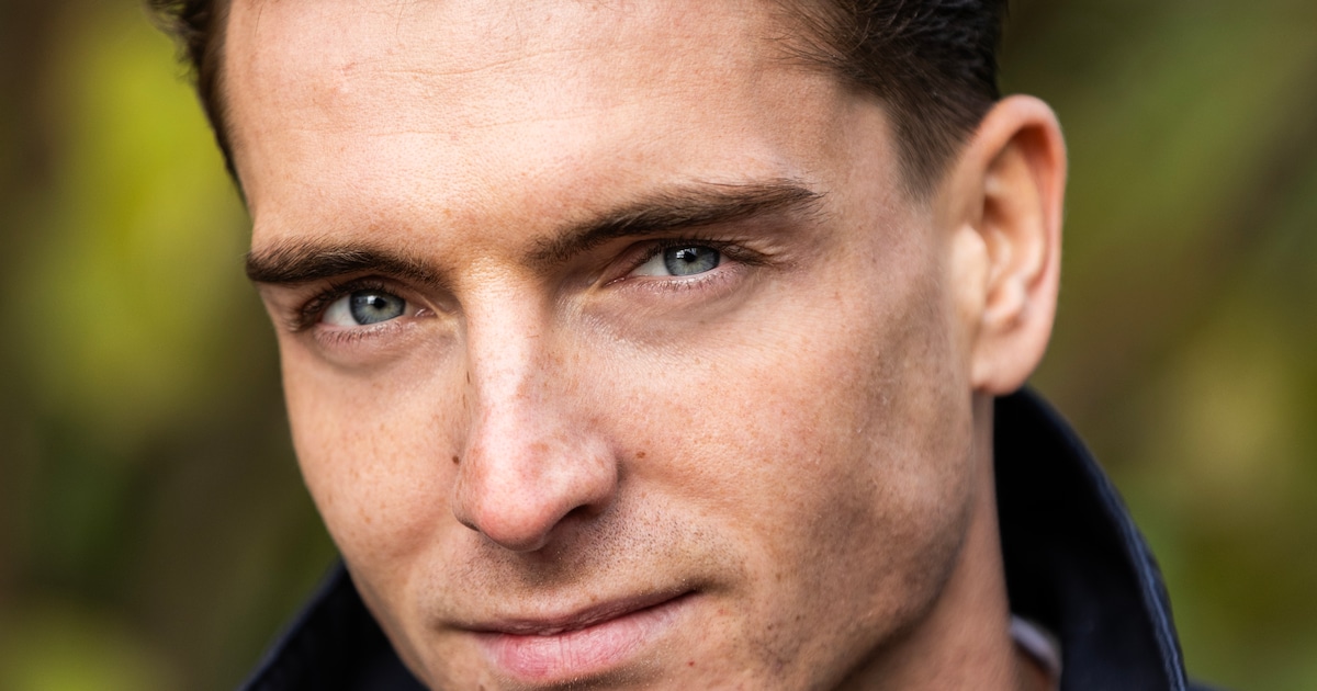 Presentator Robbert Rodenburg (26) worstelde met het geloof en zijn ... Presentator Robbert Rodenburg (26) worstelde met het geloof en zijn ...