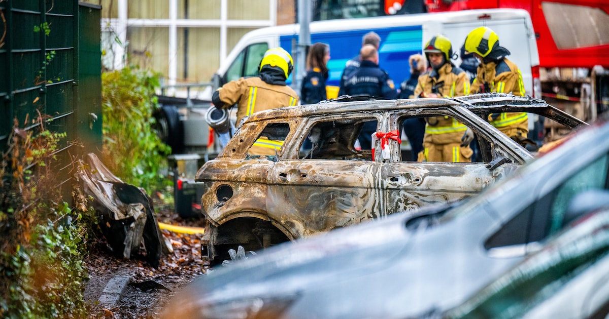 Explosie Tarwekamp vermoedelijk gericht tegen bruidsmodezaak in Den ...